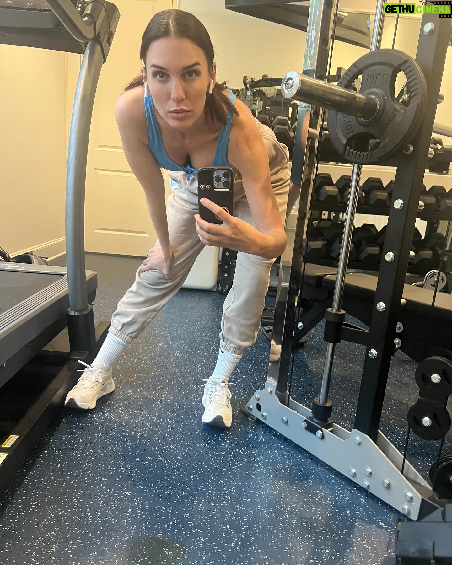Christy Carlson Romano Instagram – “I don’t stop when I’m tired. I stop ...