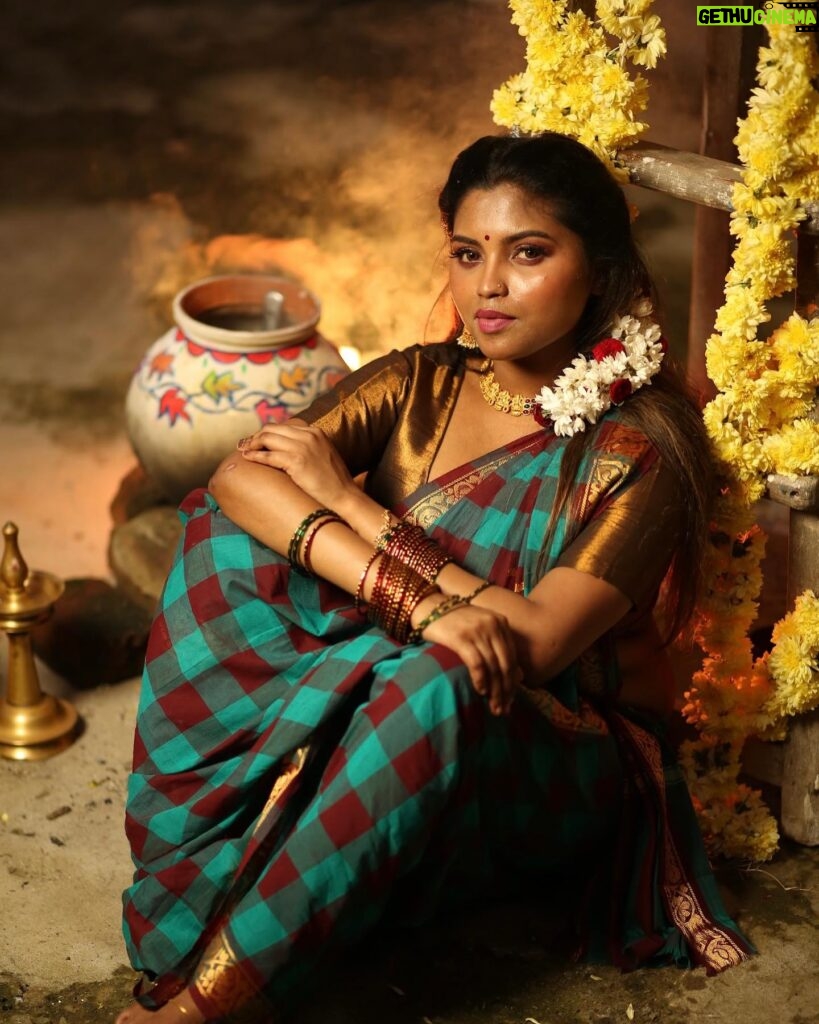 Actress Elakkiya HD Instagram Photos and Wallpapers January 2024 ...