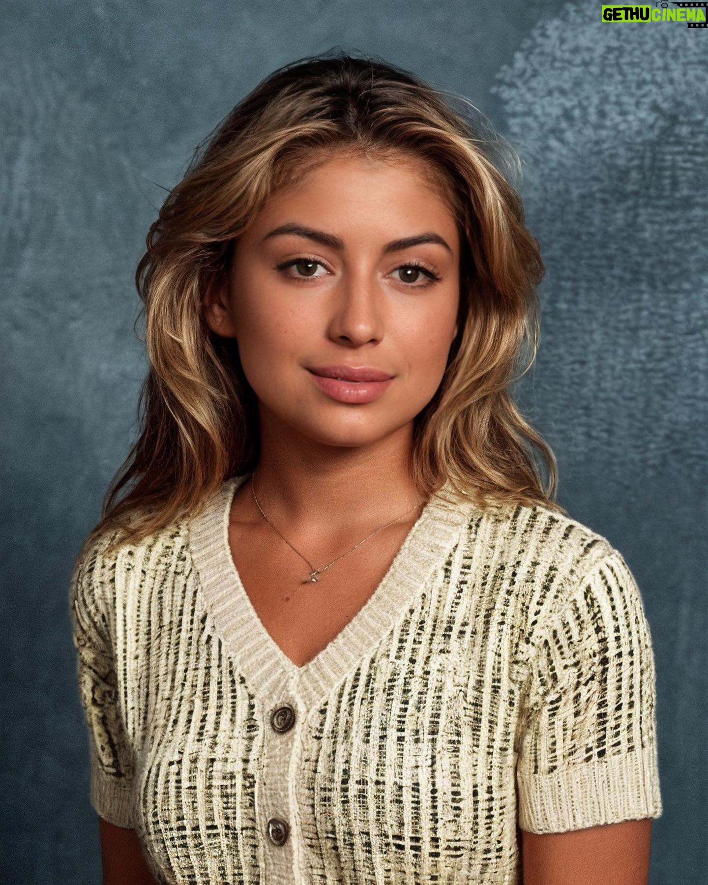 Elsa Dasc Instagram – Remonter le temps avec cette trend des années 90 ...