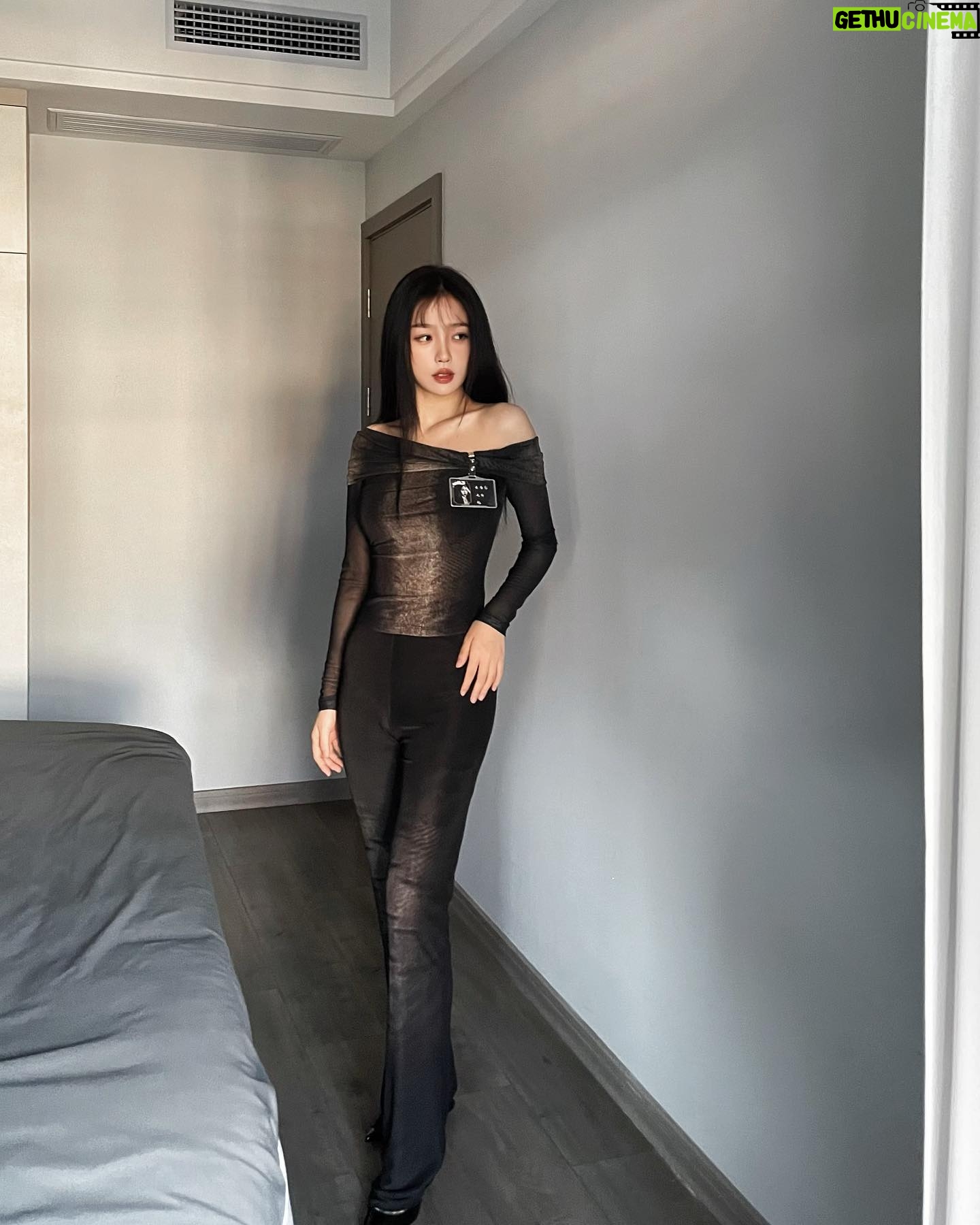 Actress Esther Yu HD Instagram Photos and Wallpapers September 2023 ...
