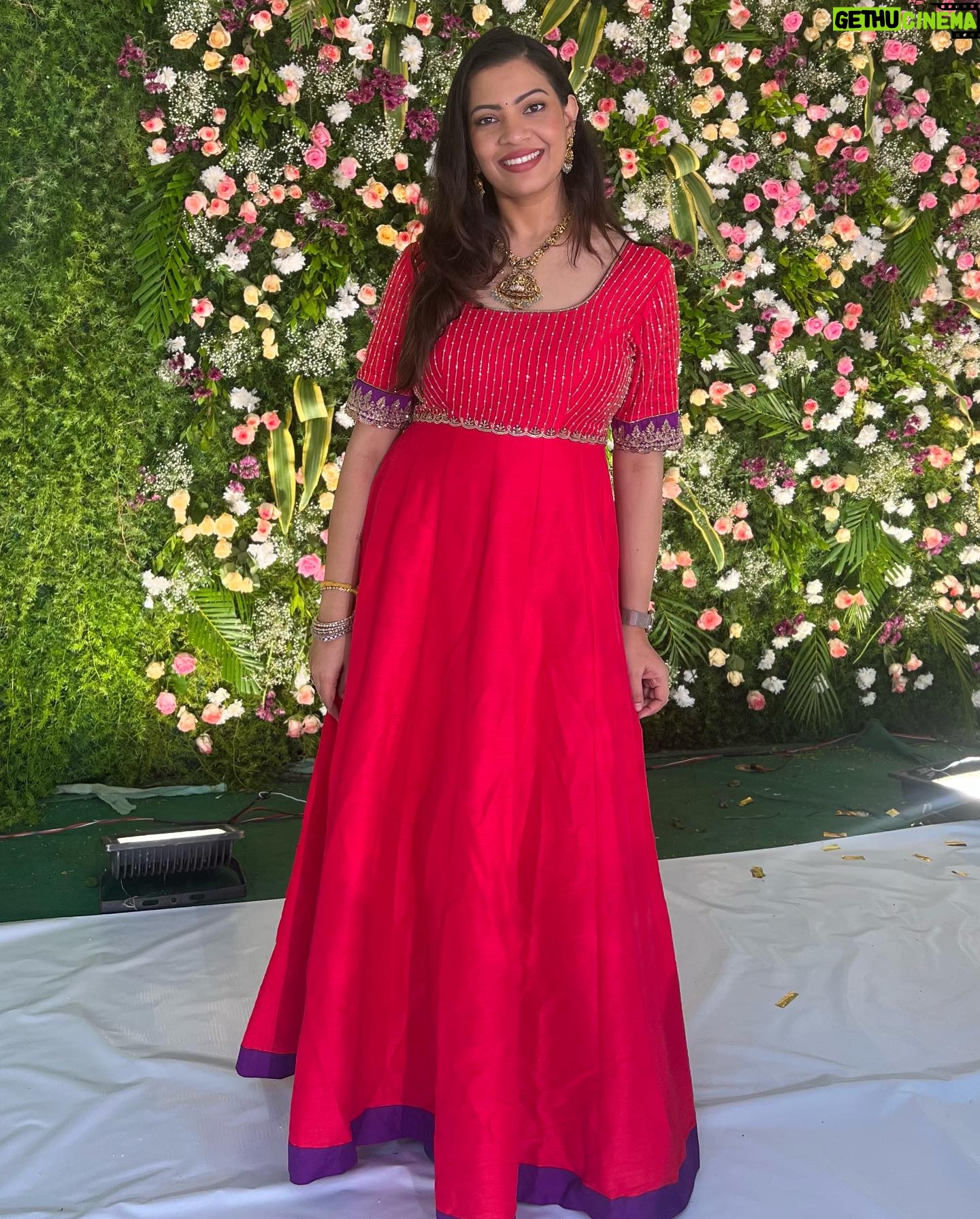 Geetha Madhuri Instagram – Outfit – @sridesigns_by_sravanthi Jewellery ...