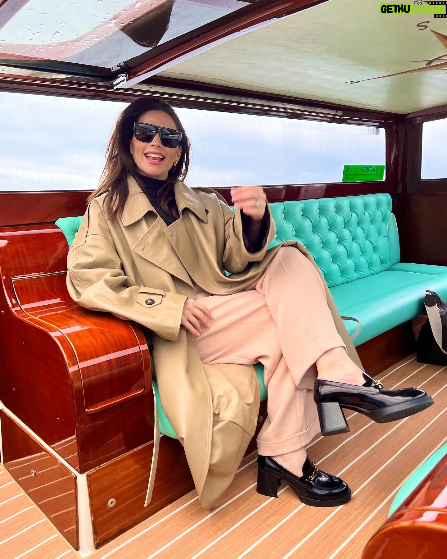 Hayley Atwell Instagram – Arrived in Venezia as the sun set for a break ...