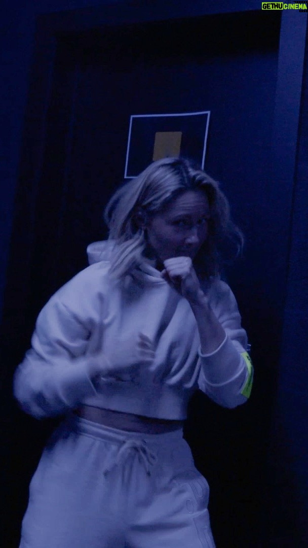 Actress Helene Fischer HD Instagram Photos and Wallpapers April 2023 ...