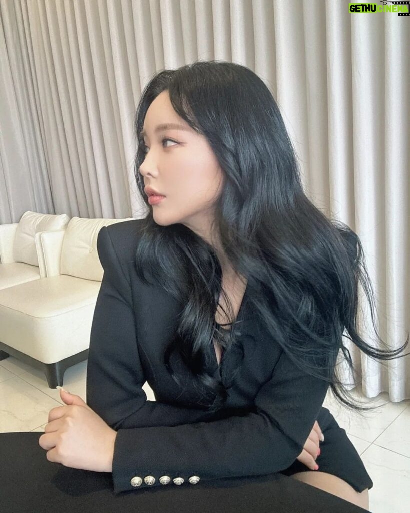 Actress Hong Jin-young HD Instagram Photos and Wallpapers April 2024 | Gethu Cinema