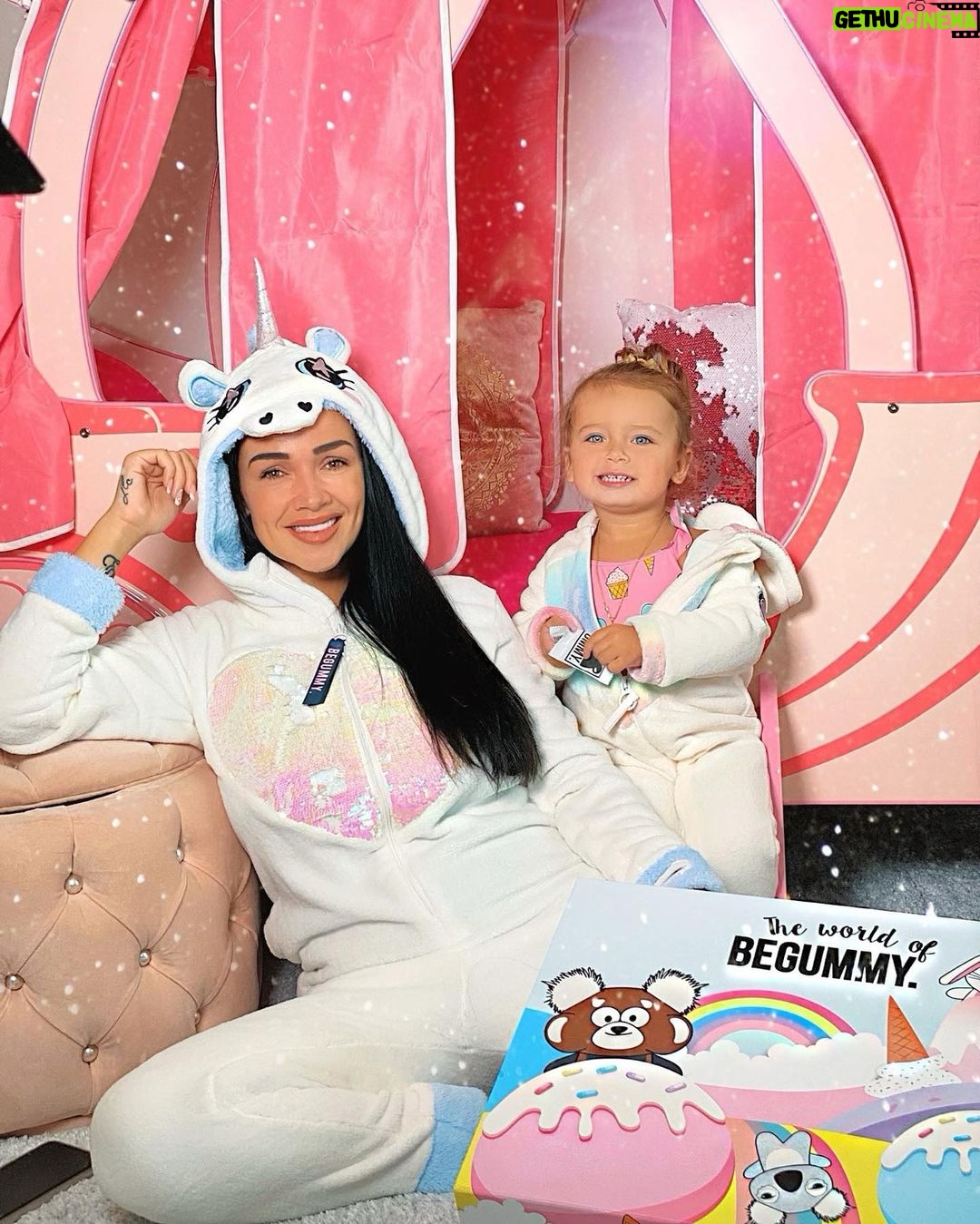 Jazz Lanfranchi Instagram – Mummy and Chelsea 💓 My baby Girl is my best ...