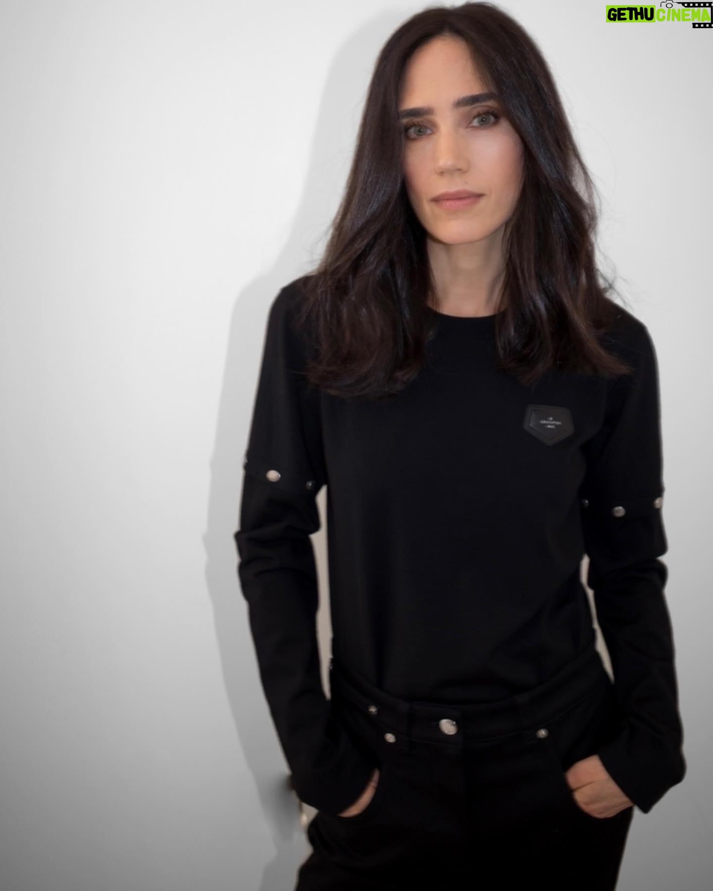 Jennifer Connelly Instagram – UK press looks for @topgunmovie. Glam by ...
