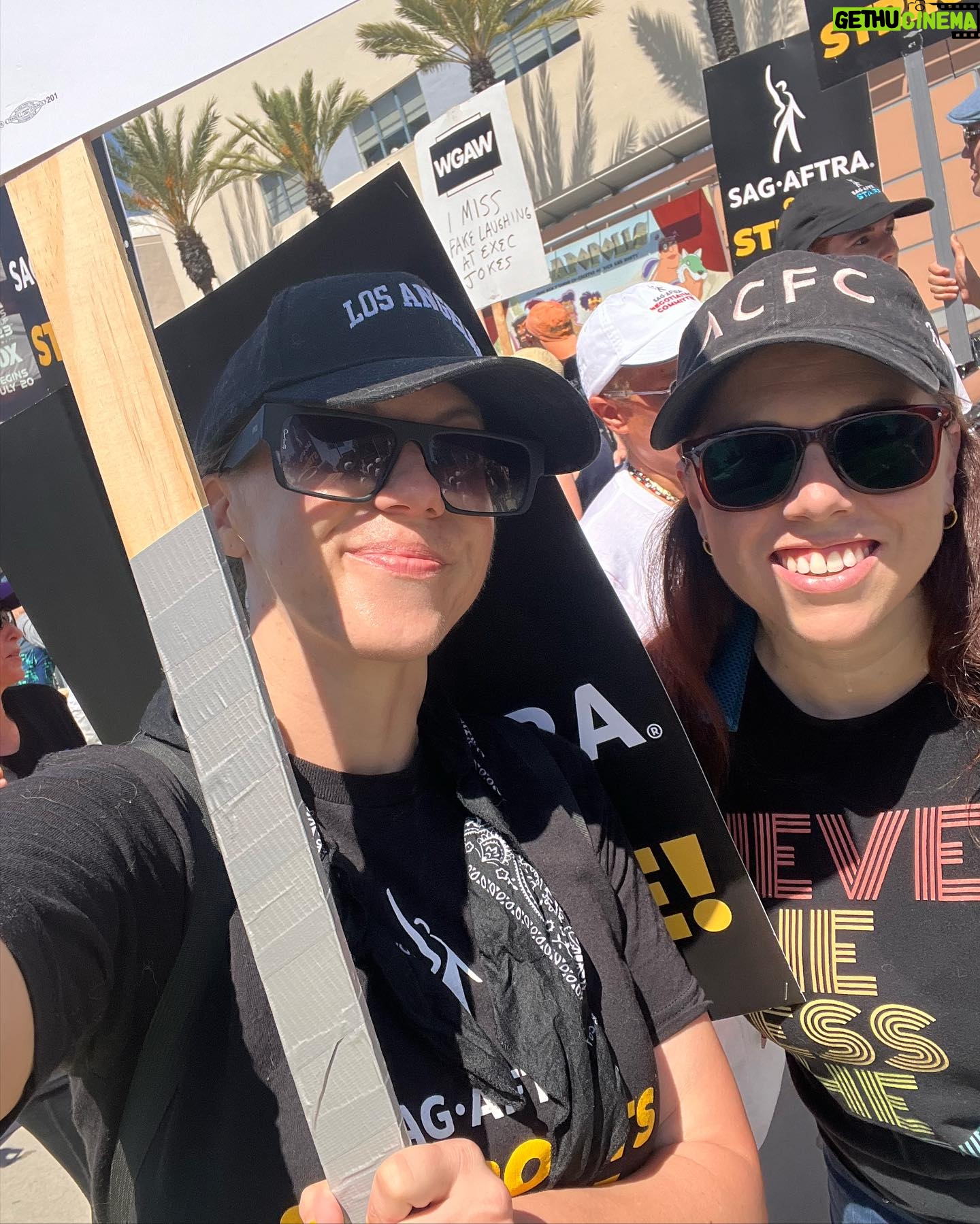 Jodie Sweetin Instagram – #sagaftra #unionstrong #wga #solidarity ...