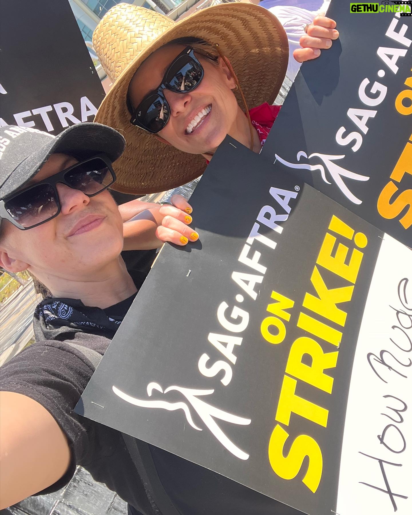 Jodie Sweetin Instagram – #sagaftra #unionstrong #wga #solidarity ...