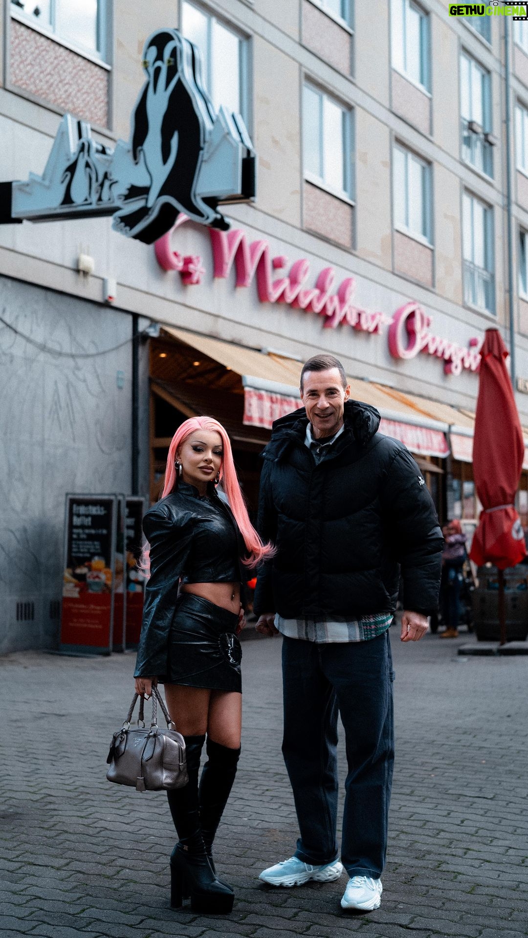 Katja Krasavice Instagram – Das Video „ Ein Tag mit… @katjakrasavice ...