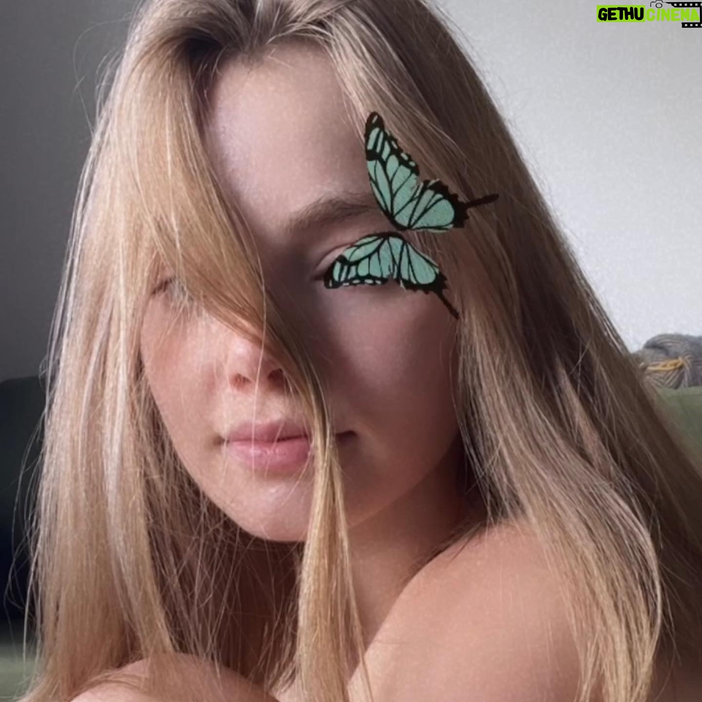 Kristine Froseth Wiki, Biography, Age, Gallery, Spouse and more