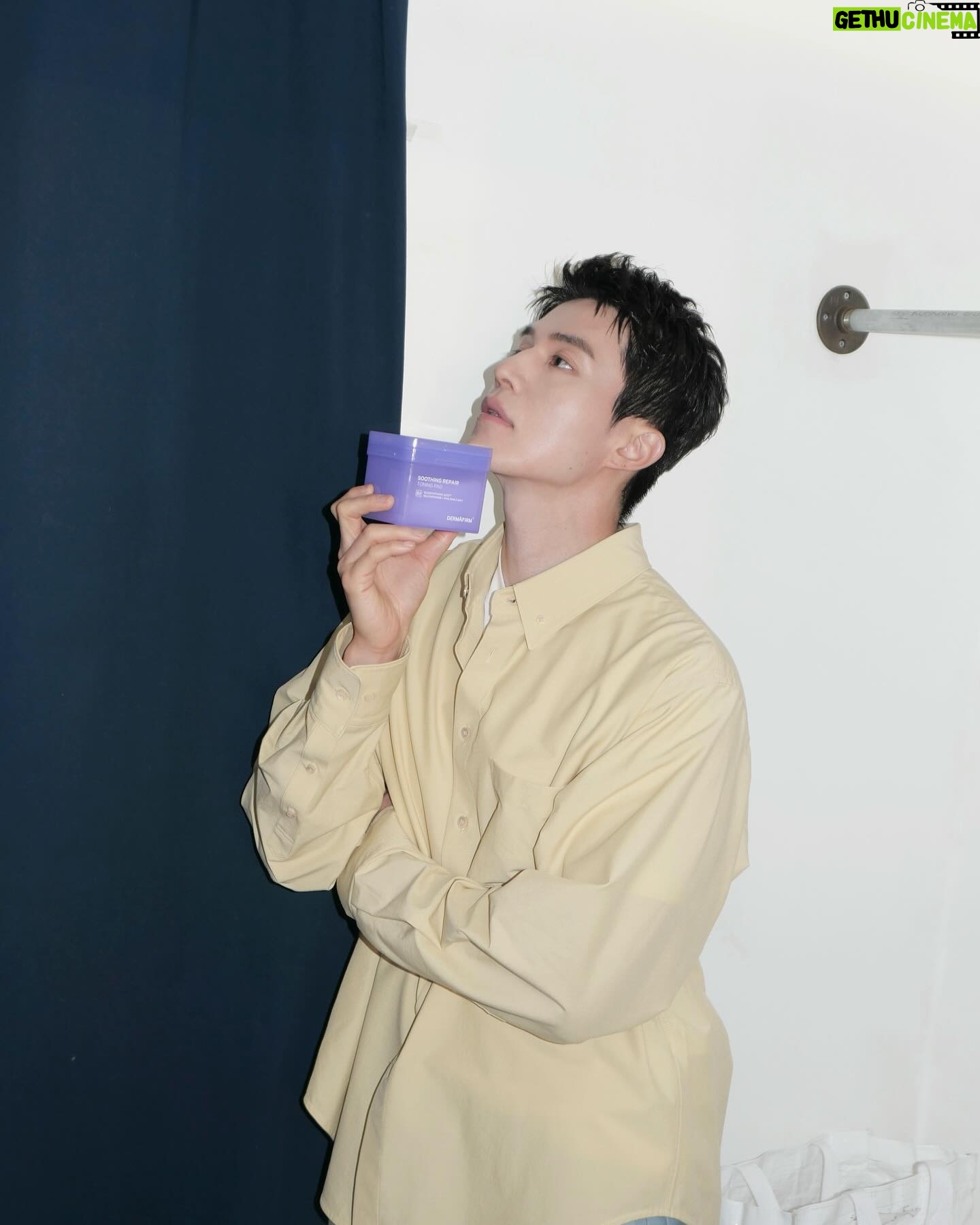 Lee Dong-wook Instagram – – ’더마펌(dermafirm)‘ NEW 수딩 리페어 토닝 패드 R4로 더 맑고 촉촉해진 동욱 배우의 피부💧 – #광고 ...