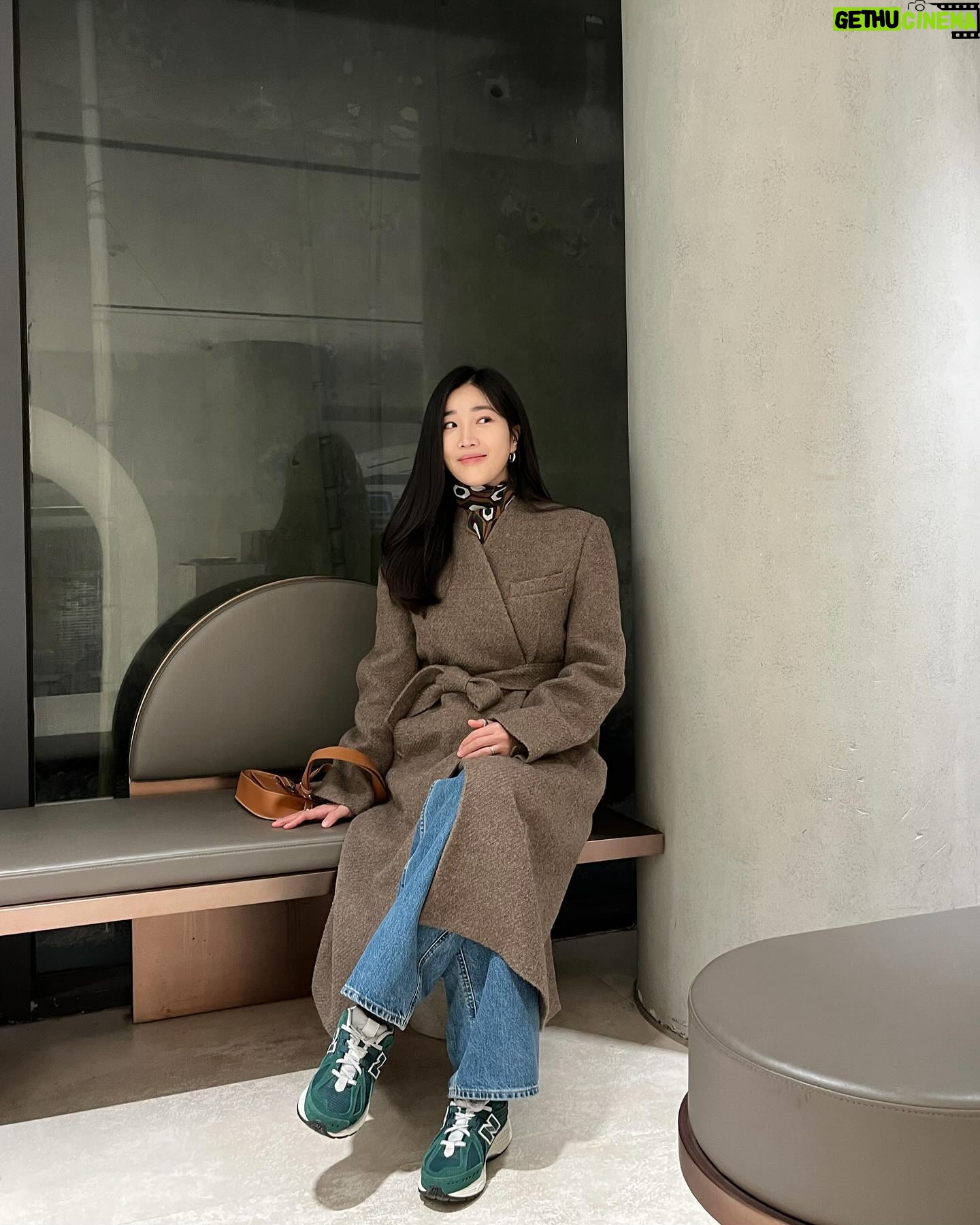 Actress Lee Hae-ri HD Instagram Photos and Wallpapers January 2024 ...