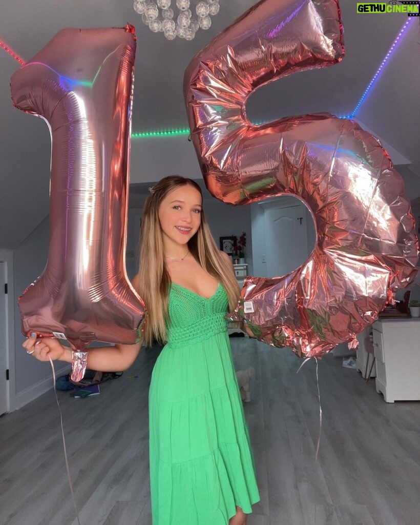 Actress Lilliana Ketchman HD Instagram Photos and Wallpapers June 2023 ...