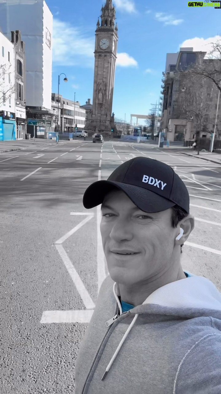 Luke Evans Instagram – Blue skies in Belfast #BDXY | Gethu Cinema