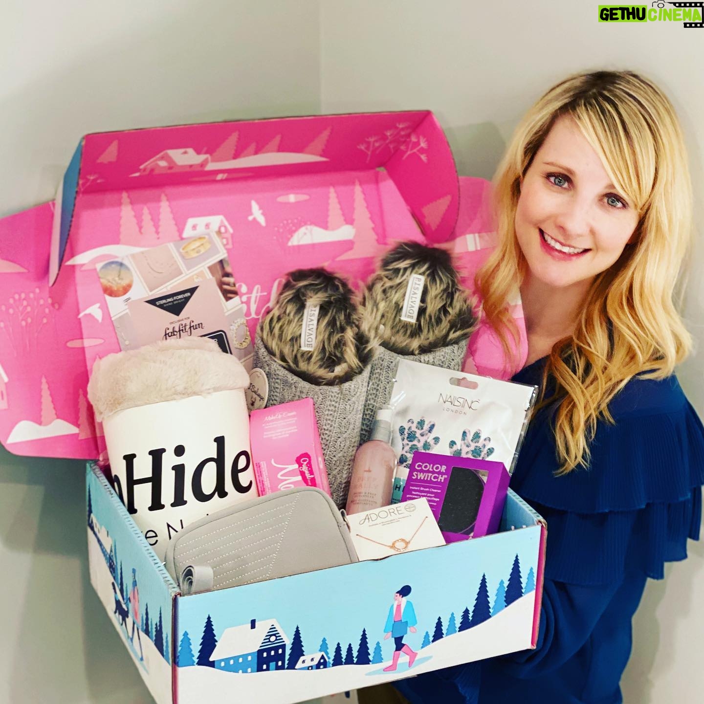 Melissa Rauch Instagram – So proud to be a #fabfitfunpartner as ...