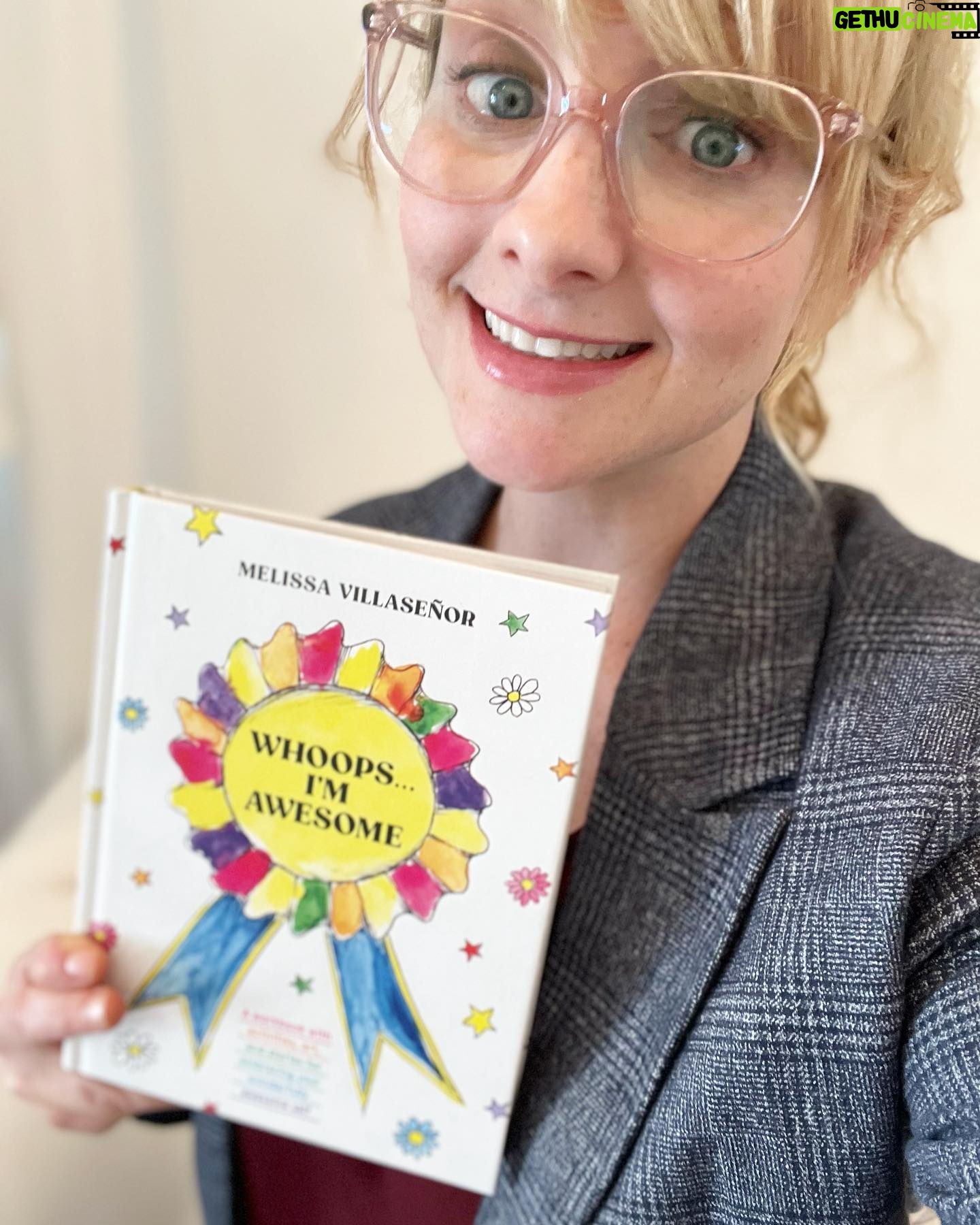 Melissa Rauch Instagram – It’s Wednesday and you know that that means ...