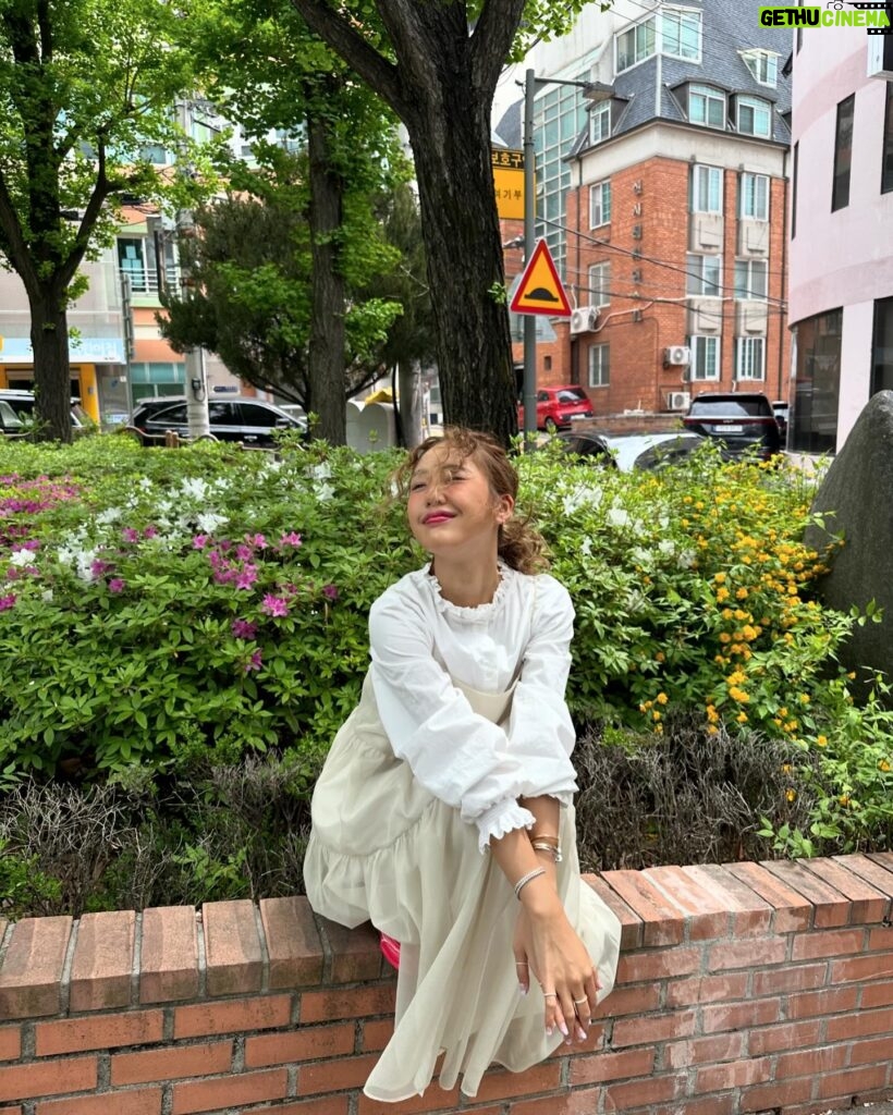 Actress Mimi HD Instagram Photos and Wallpapers April 2024 | Gethu Cinema