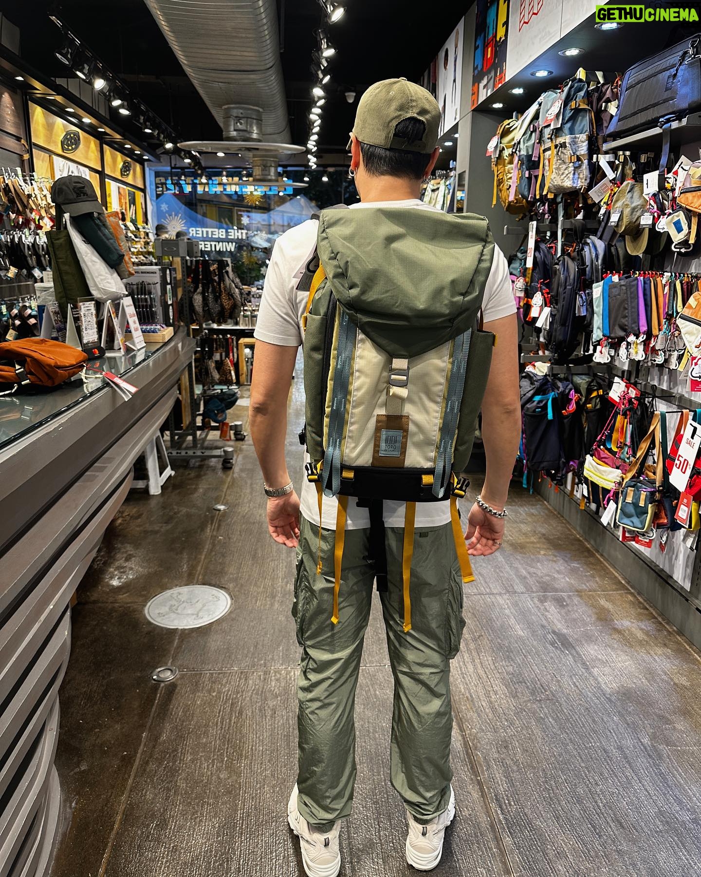 Pakorn Lam Instagram – มาร้าน @element72_thailand ทีไร พร้อมเสียเงินทุก ...