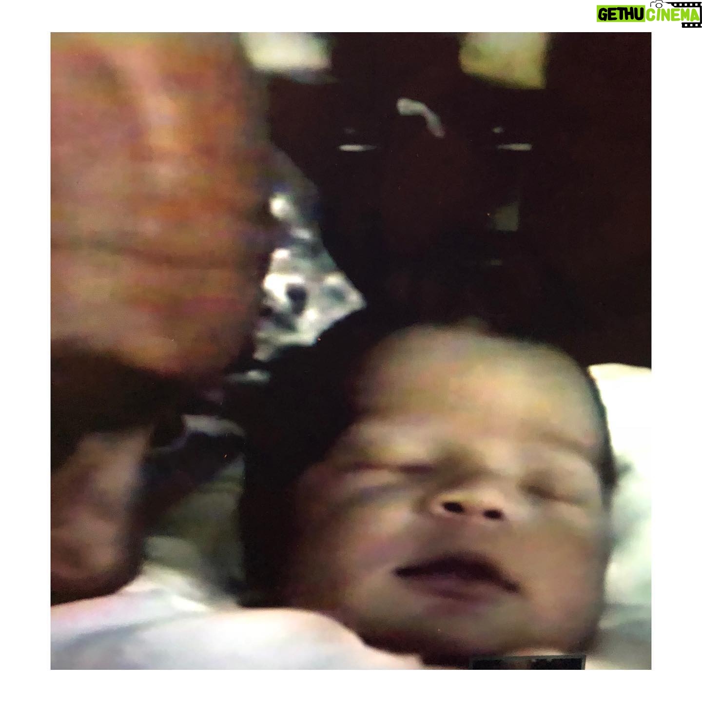 Rashida Jones Instagram – Happy Birthday to my baby sister ...