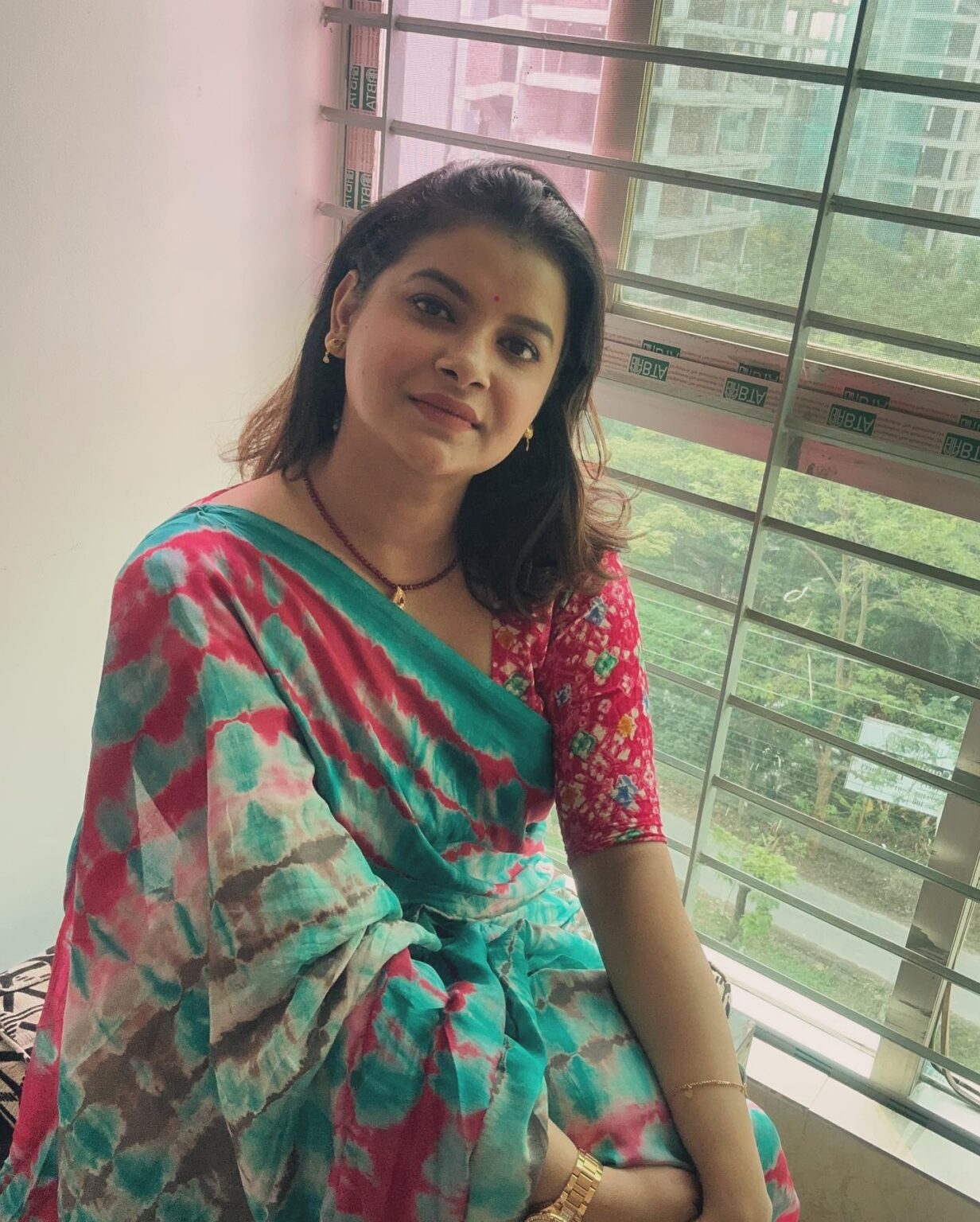 Actress Sabnam Faria HD Photos and Wallpapers January 2024 | Gethu Cinema