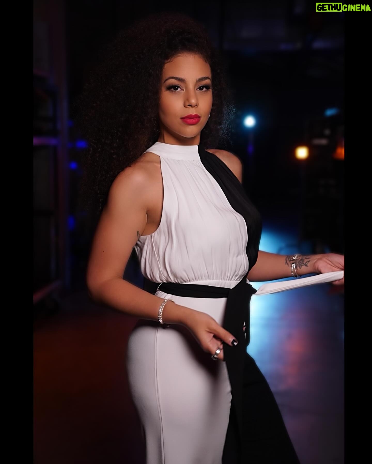 Samantha Johnson Instagram – hump day dump 32 | Gethu Cinema