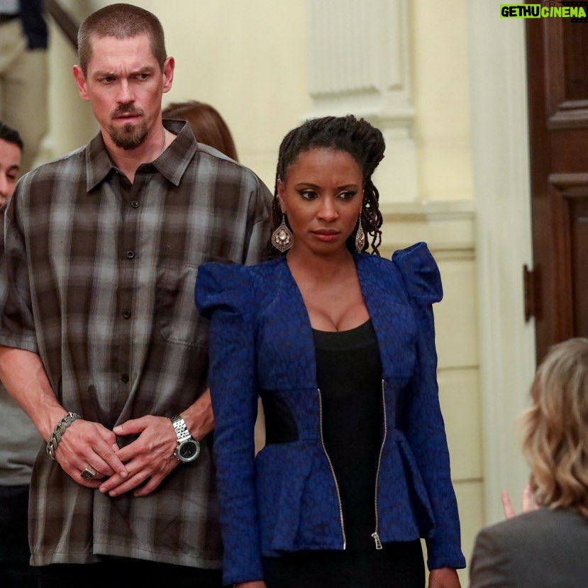 Shanola Hampton Instagram – Episode 10 already!!!! Tonight! @shameless ...