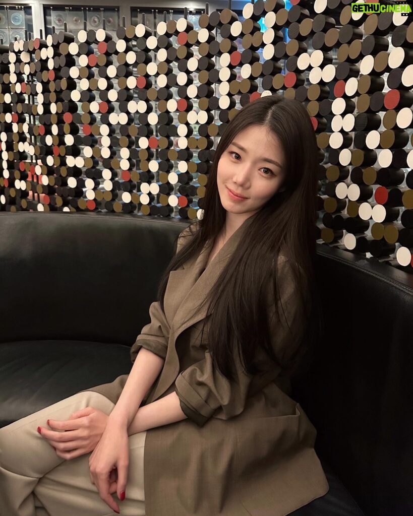 Actress Shin Ji-yeon HD Instagram Photos and Wallpapers March 2024 ...