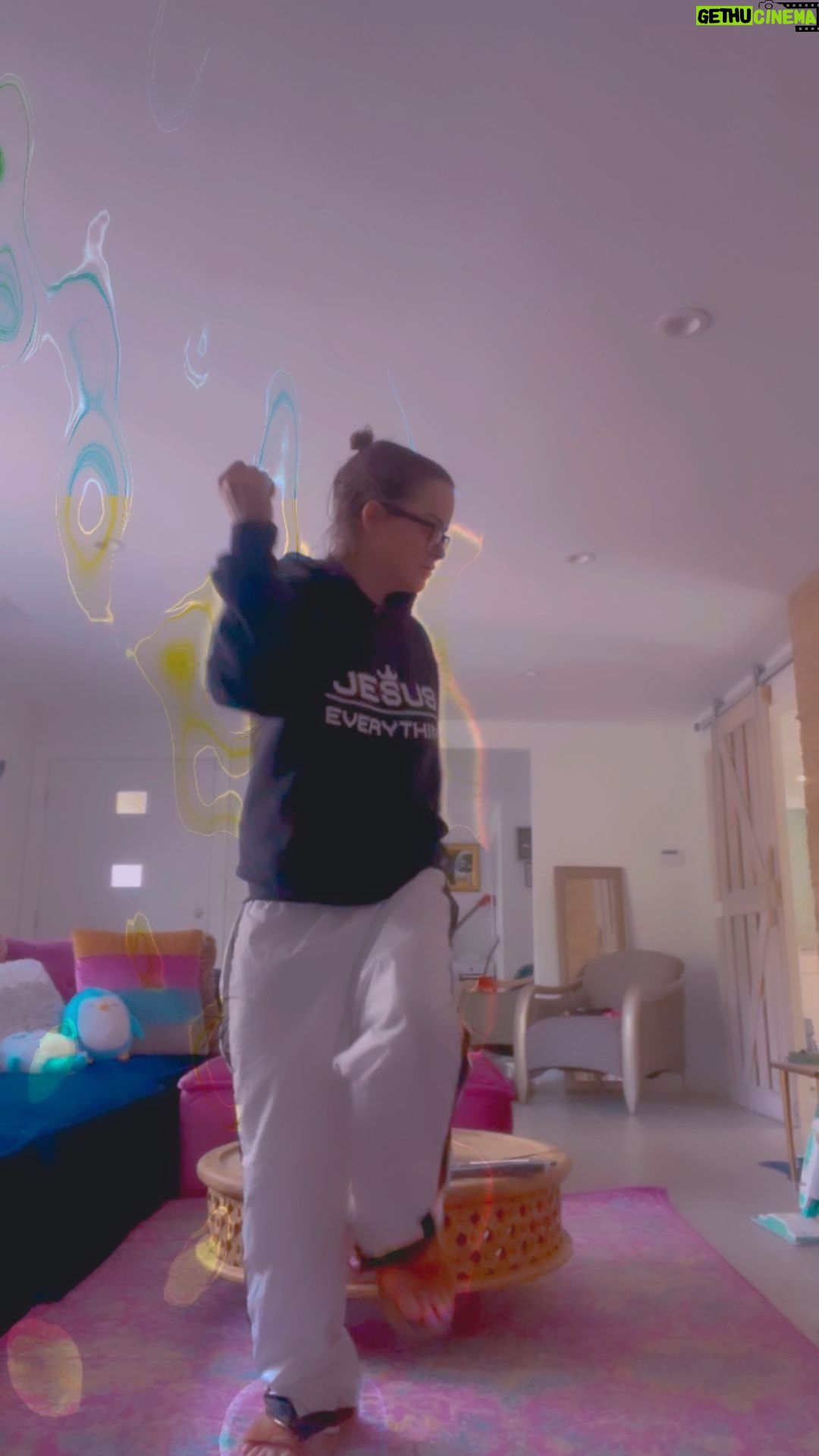 Actress Taryn Manning HD Instagram Photos and Wallpapers April 2024 ...