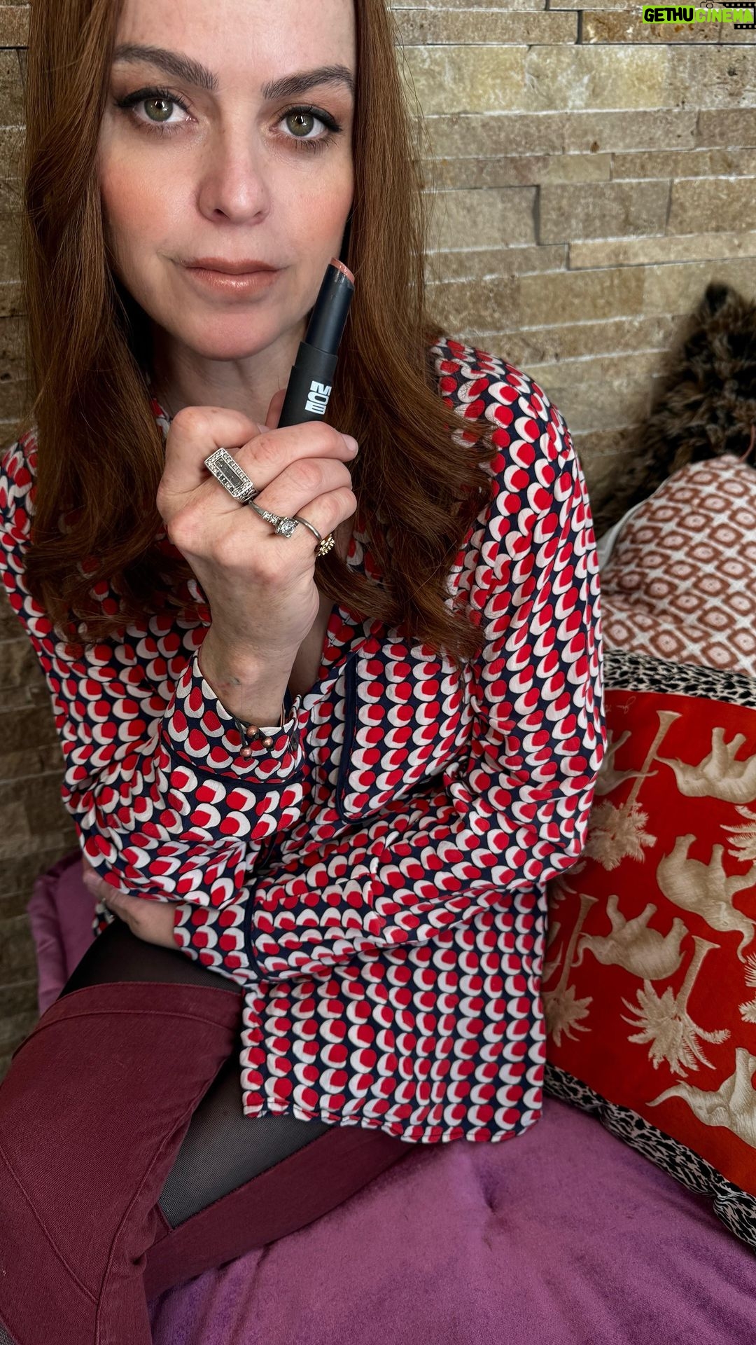 Actress Taryn Manning HD Instagram Photos and Wallpapers April 2024 ...