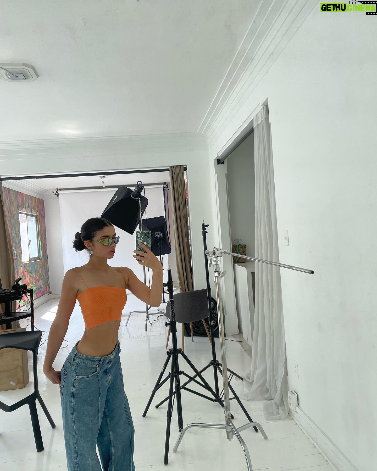 Abril di Yorio | Gethu Cinema