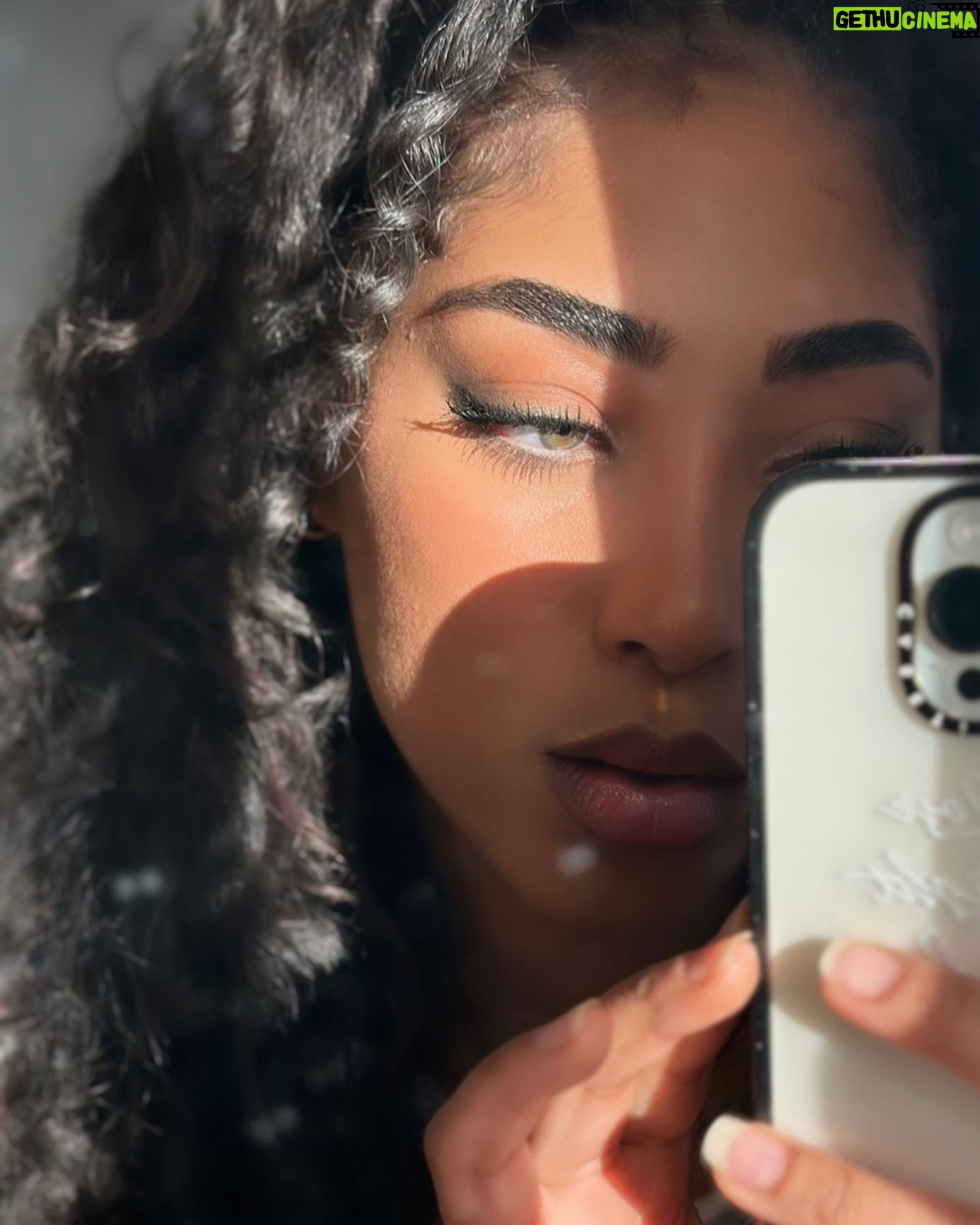 Adriyan Rae Wiki, Biography, Age, Gallery, Spouse and more