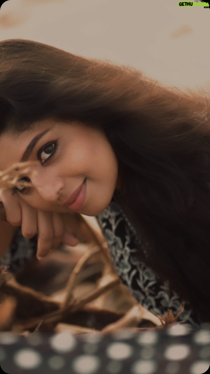 Actress Amala Gireesan HD Instagram Photos and Wallpapers April 2024 ...