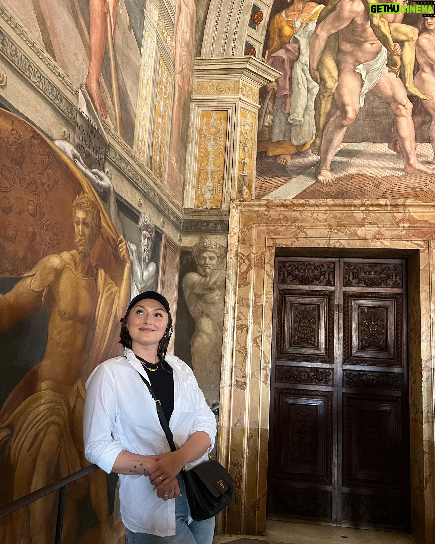 Anastasia Baranova Instagram – Vatican and St. Peter’s Basilica | Gethu ...