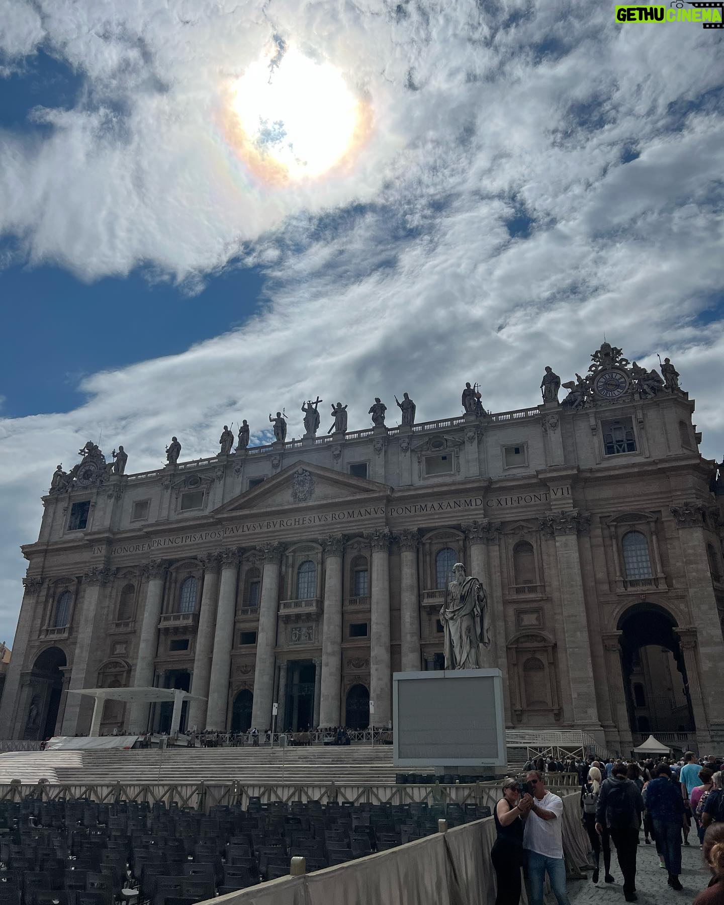 Anastasia Baranova Instagram – Vatican and St. Peter’s Basilica | Gethu ...