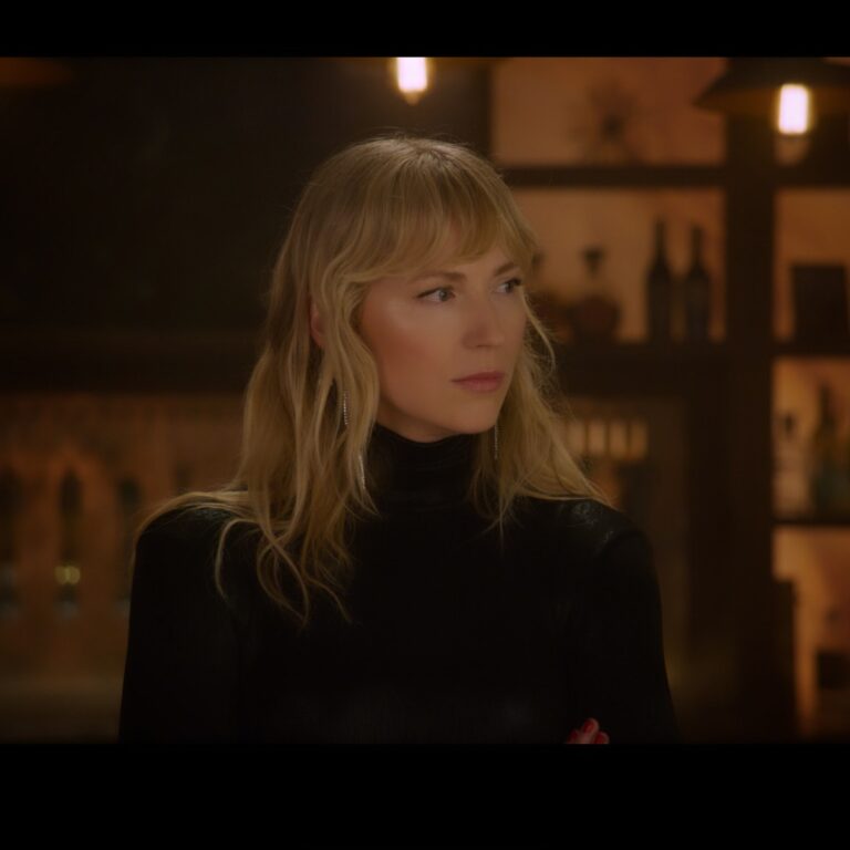 Top 10: Beth Riesgraf's Most Iconic Instagram Photos