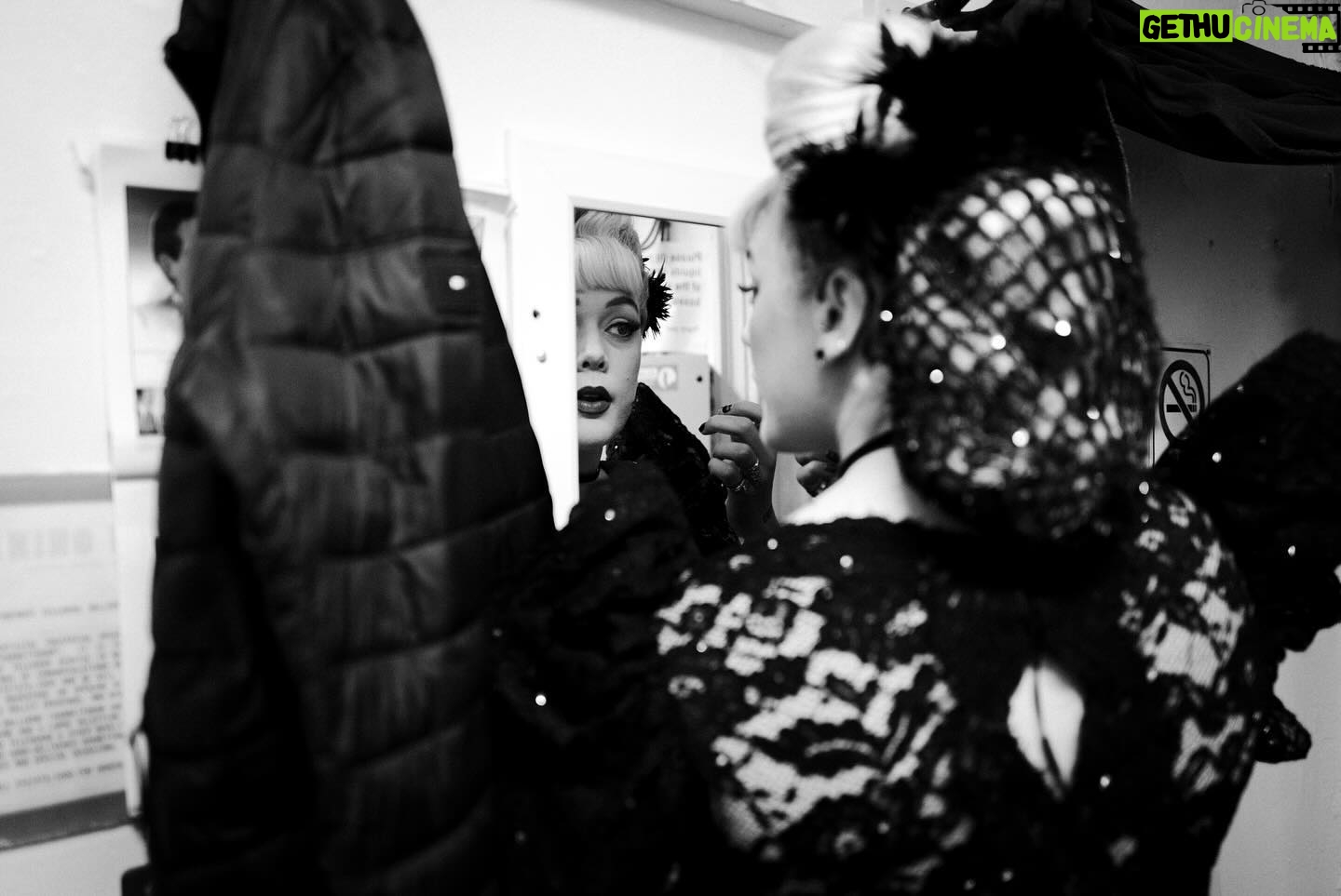Betty Who Instagram – 45 shows left @hadestown | Gethu Cinema