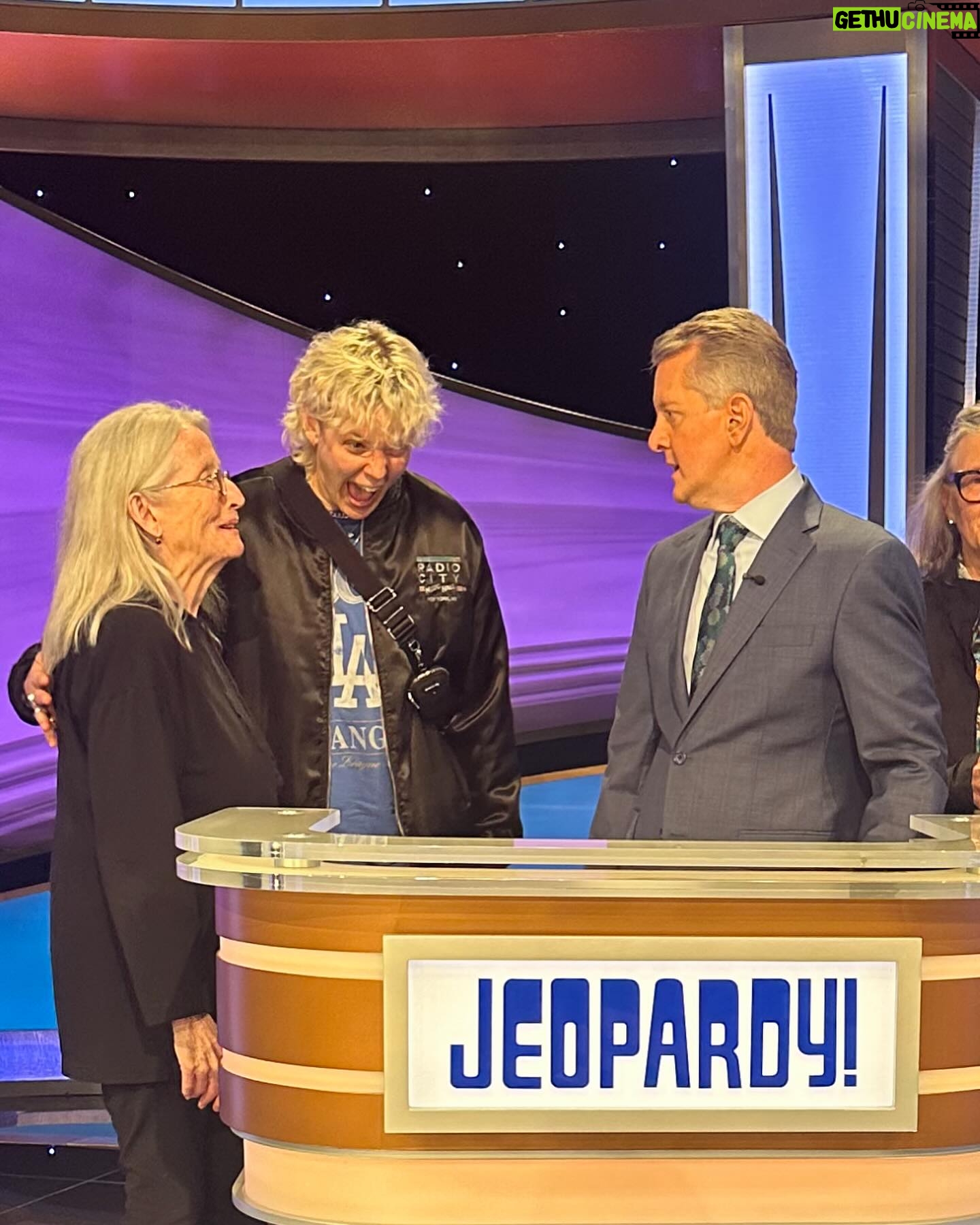 Betty Who Instagram – TOOK MY MUM AND GODMOTHER TO A @JEOPARDY TAPING ...