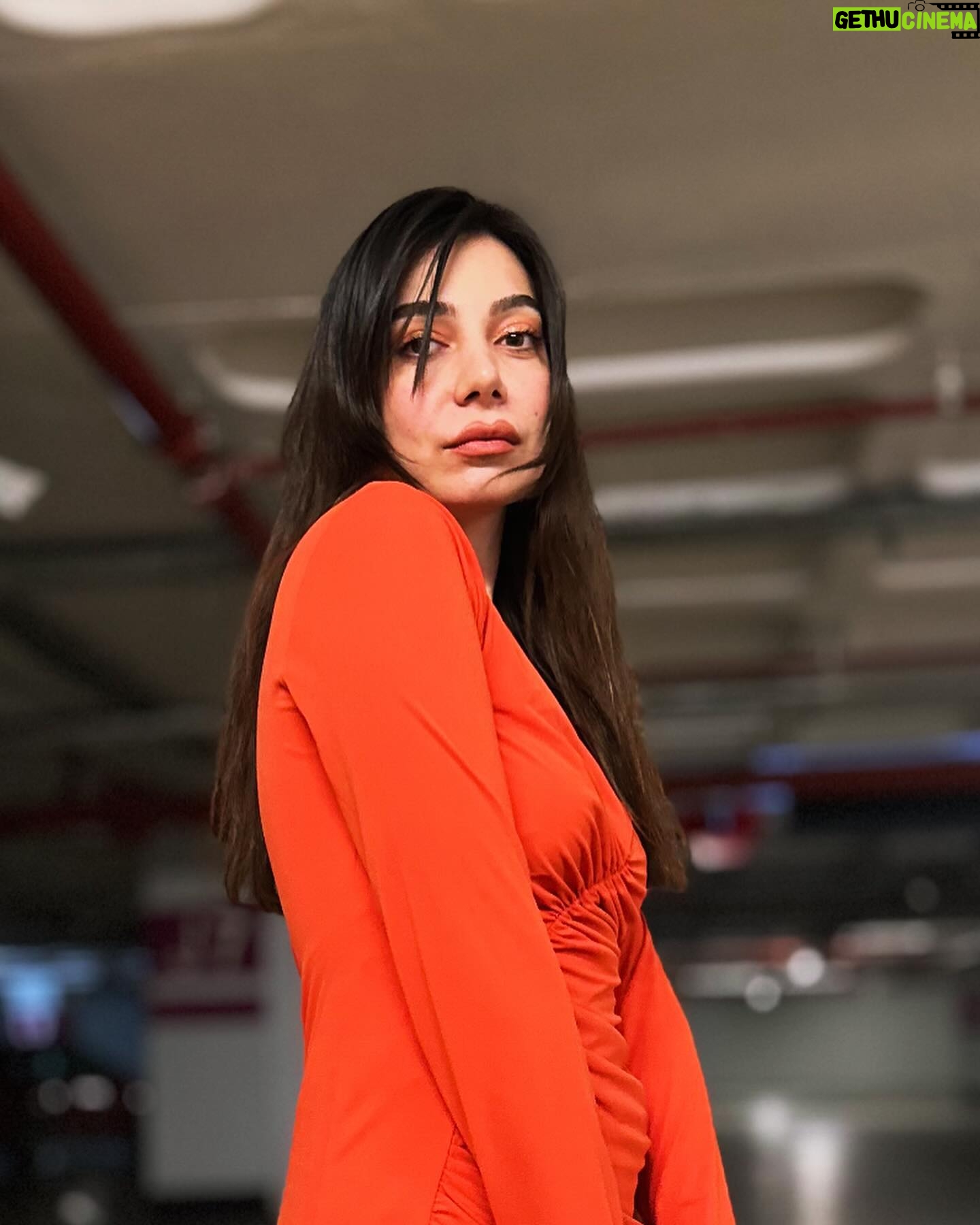 Actress Birsu Demir HD Instagram Photos and Wallpapers June 2024 ...