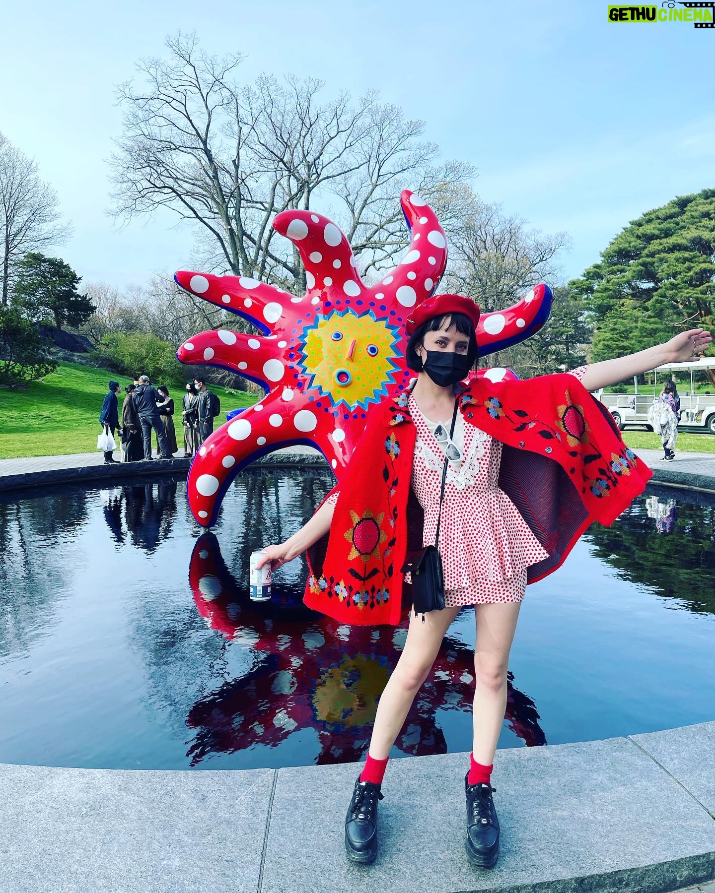 Chelsea Sheets | Gethu Cinema