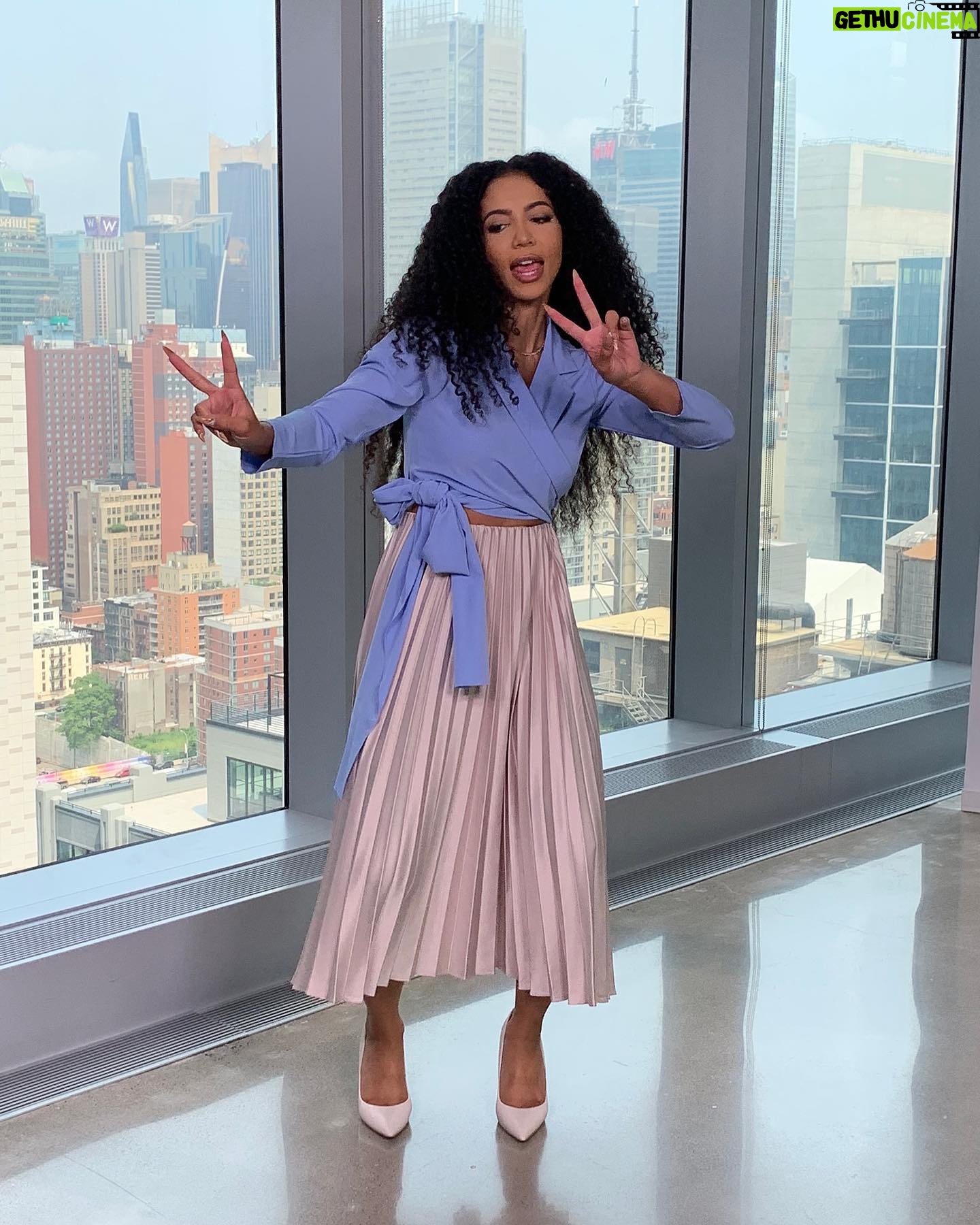 Cheslie Kryst Instagram – Here’s an addition to my on-set outfit series ...