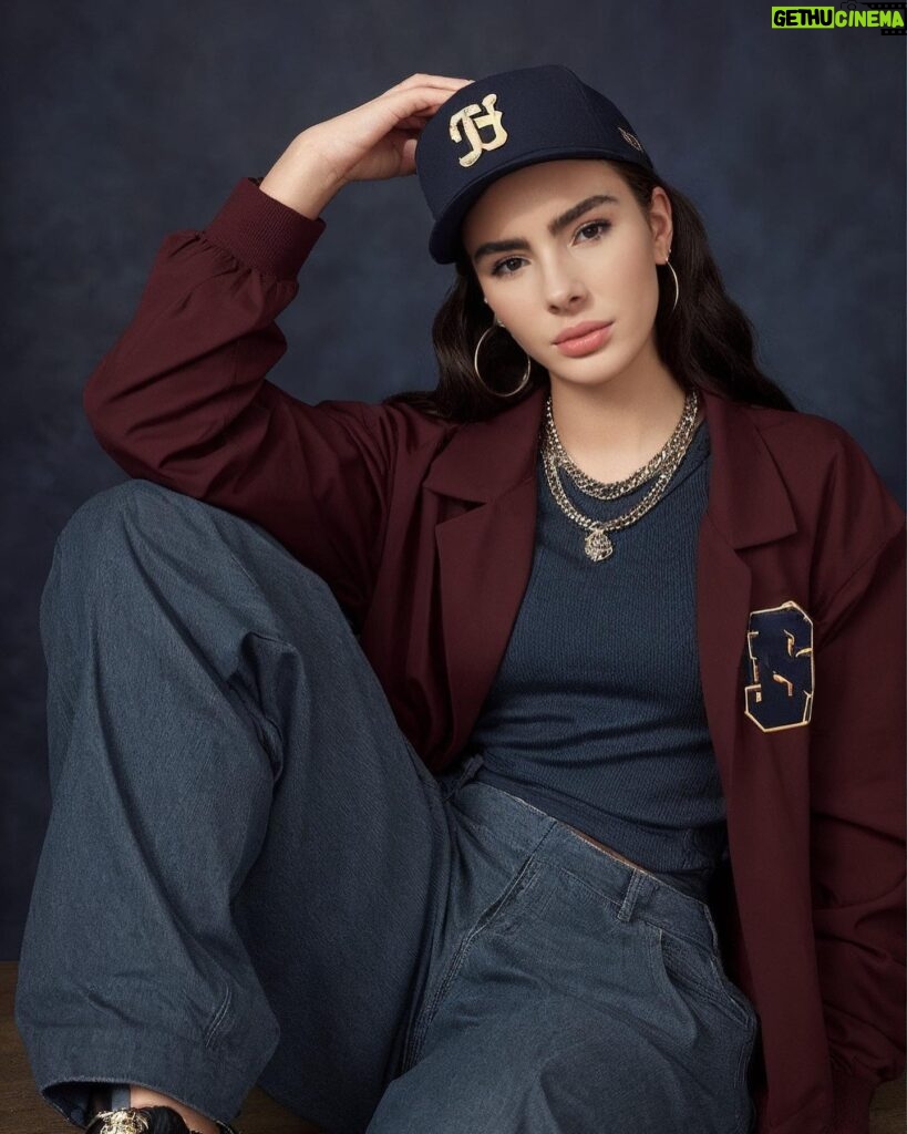 Actress Courtney Nelson HD Instagram Photos and Wallpapers October 2023 ...