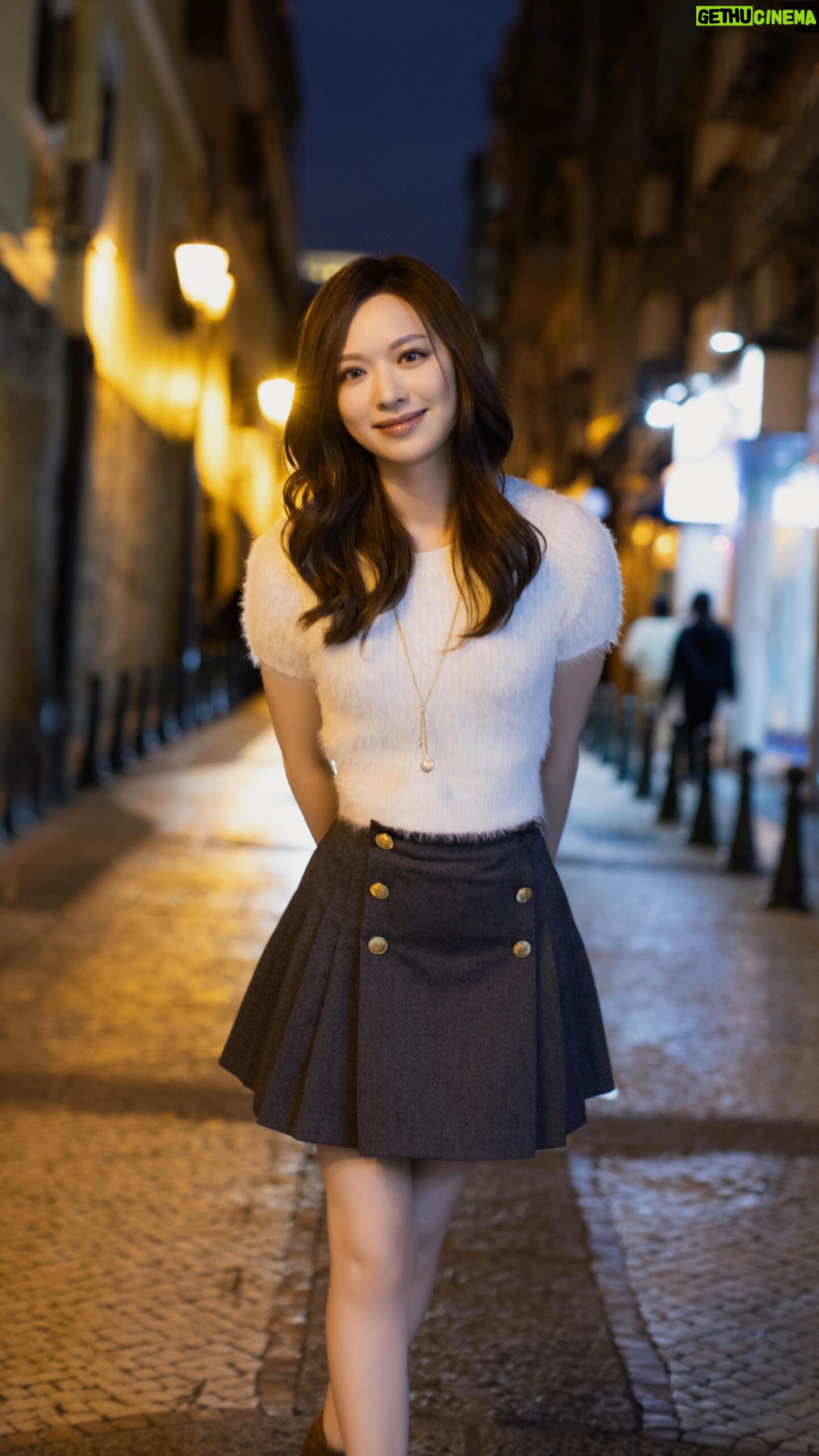 Crystal Fung Instagram – 20240101 新年的目的， 並非是擁有新的一年， 而是擁有一個新的靈魂。 2024 Happy New Year💖 | Gethu Cinema