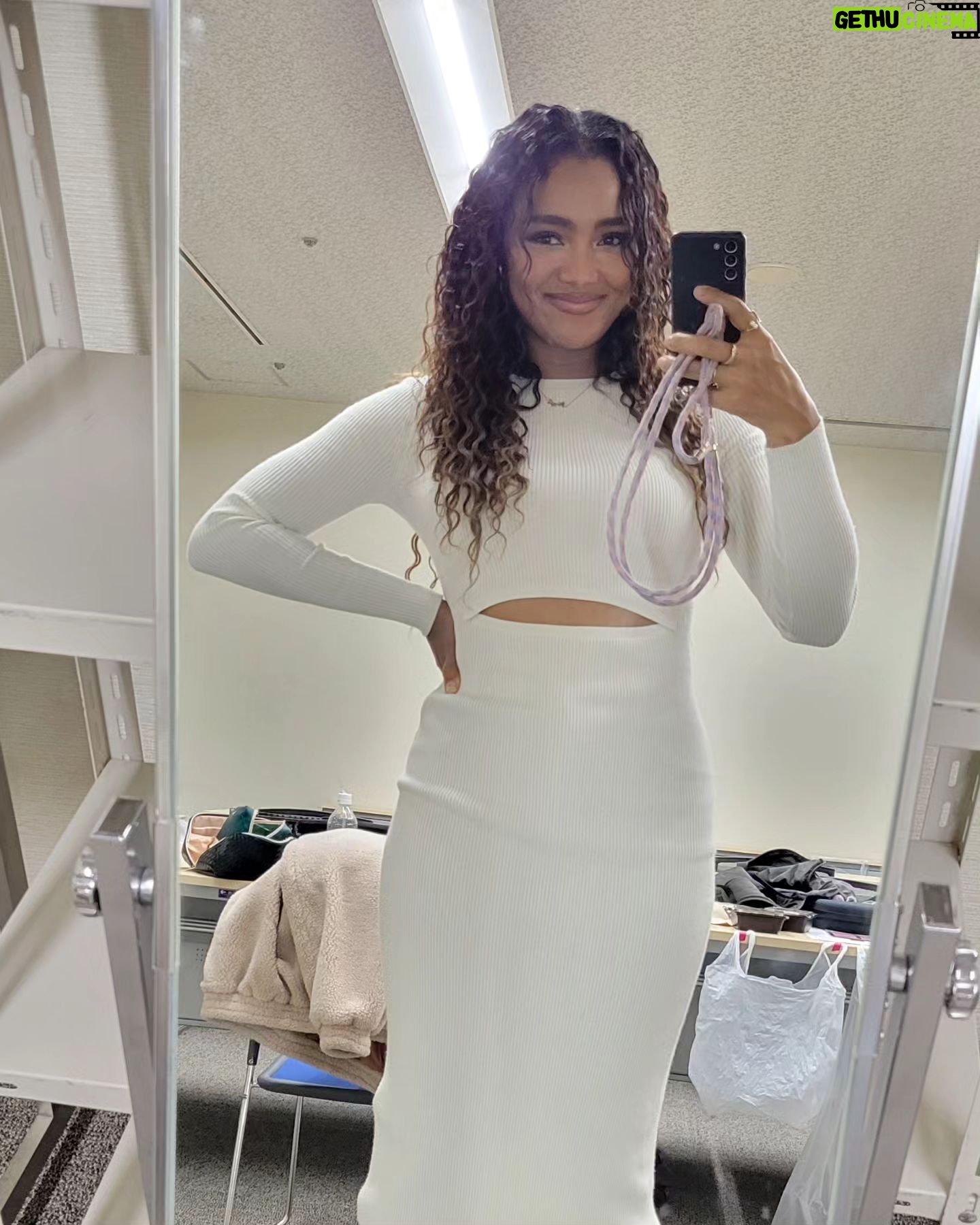 Actress Crystal Kay HD Instagram Photos and Wallpapers February 2024 ...