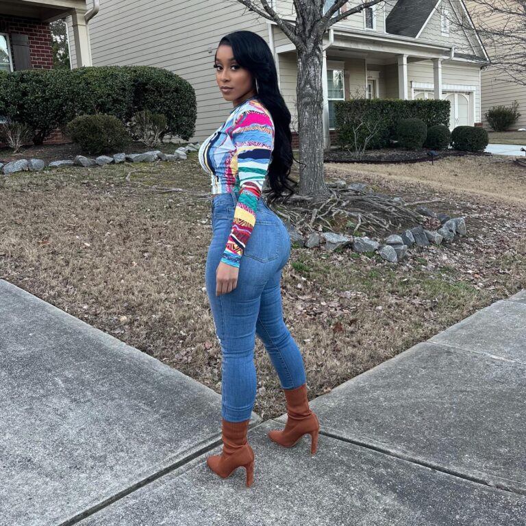 The Most Loved Instagram Photos of Crystal The Doll: Top 10