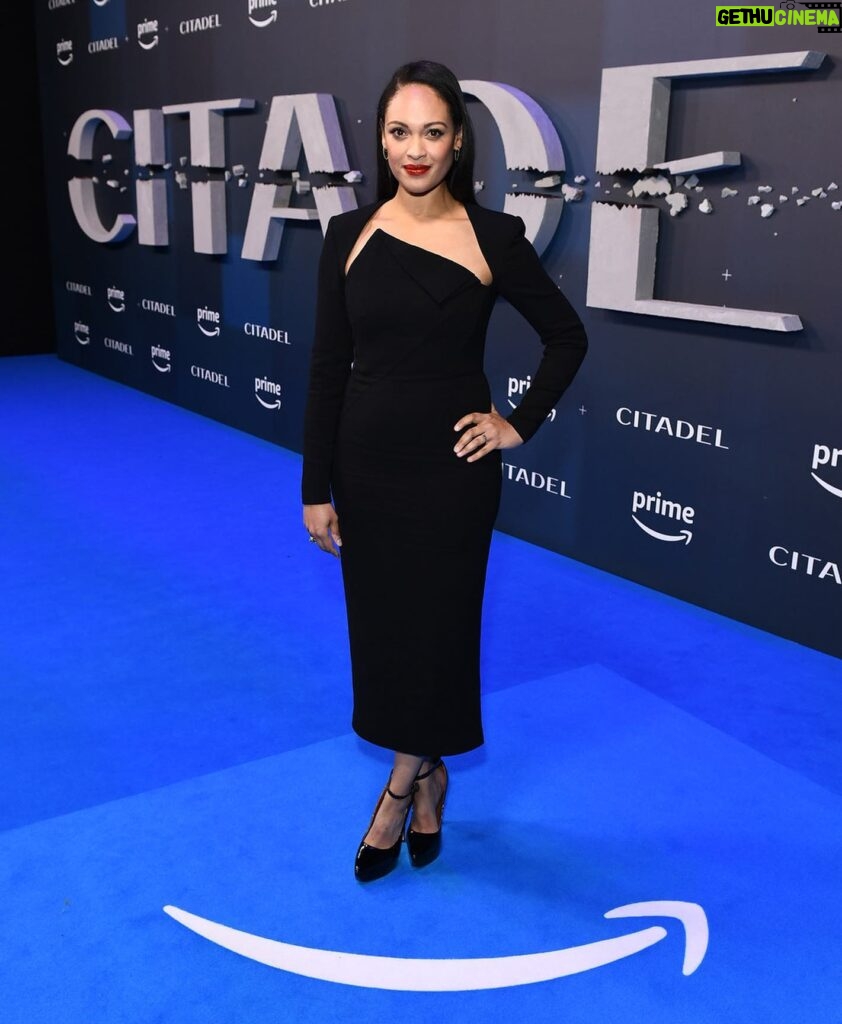 Actress Cynthia Addai-Robinson HD Instagram Photos and Wallpapers June ...