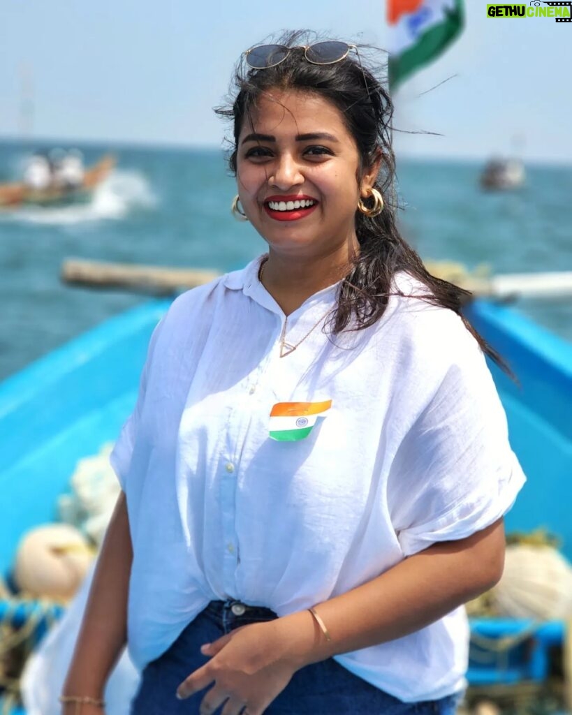 Actress Deepthi Rajendra HD Instagram Photos and Wallpapers June 2024 ...