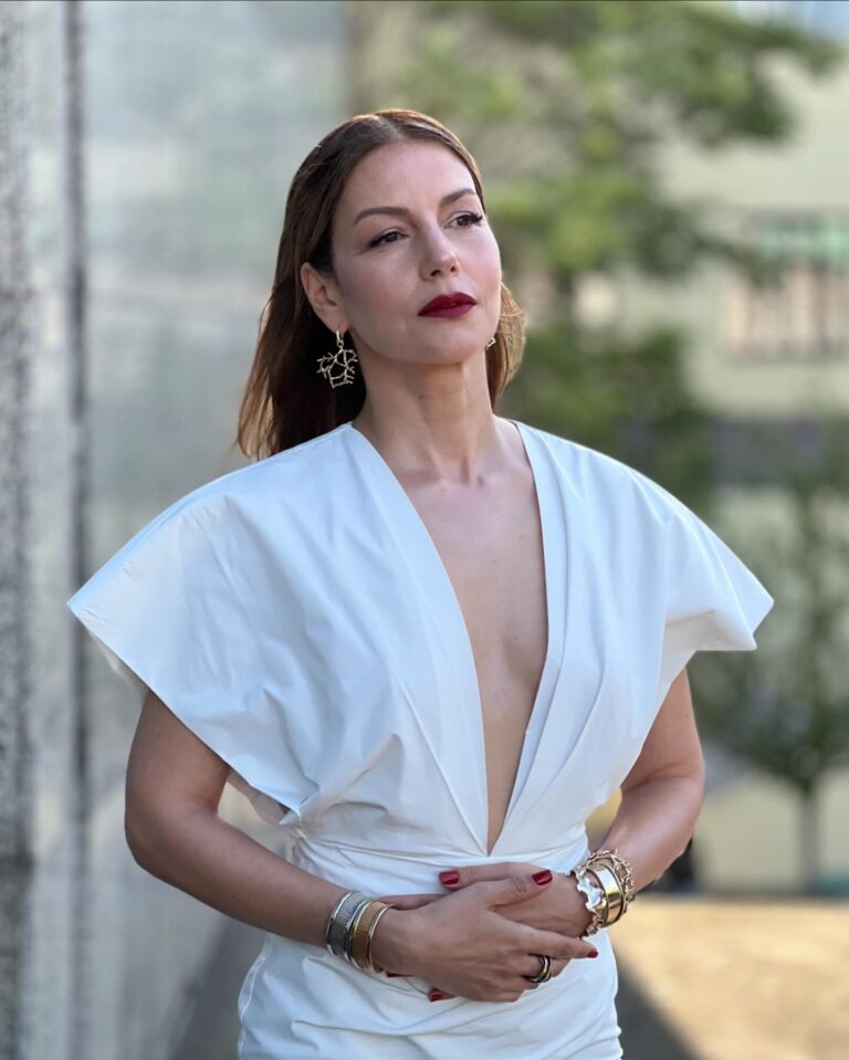 Defne Kayalar’s 10 Most Adored Instagram Photos