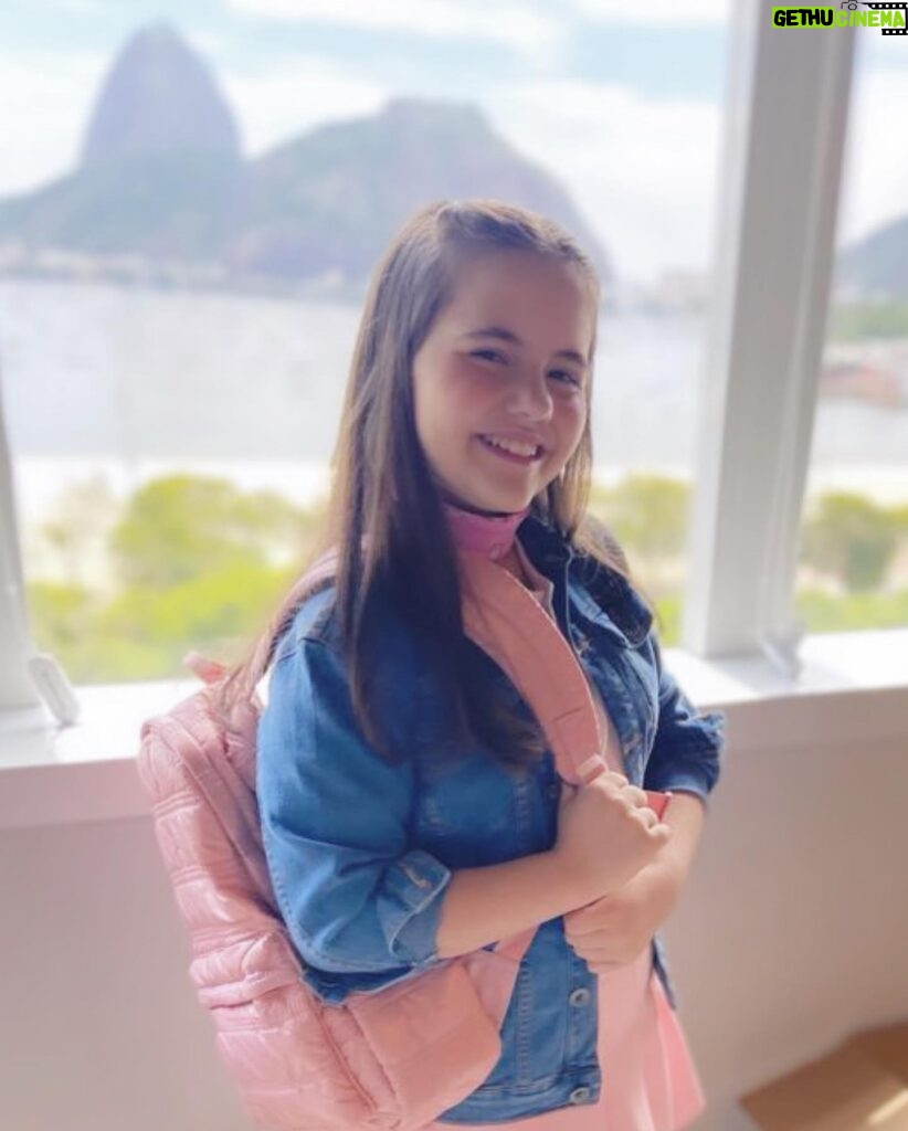 Actress Duda Batista HD Instagram Photos and Wallpapers March 2024 ...