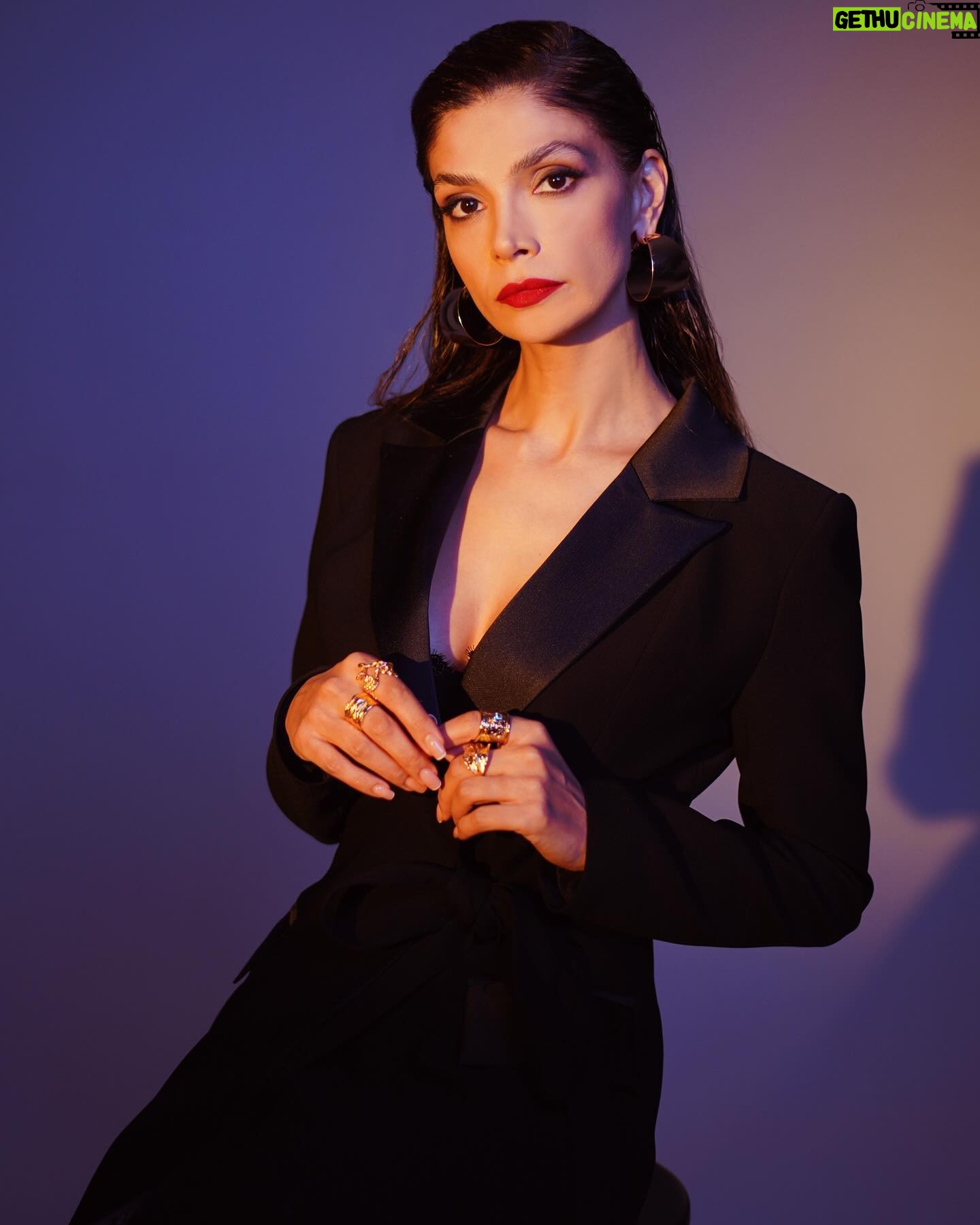 Actress Eda Özerkan HD Instagram Photos and Wallpapers April 2024 | Gethu Cinema