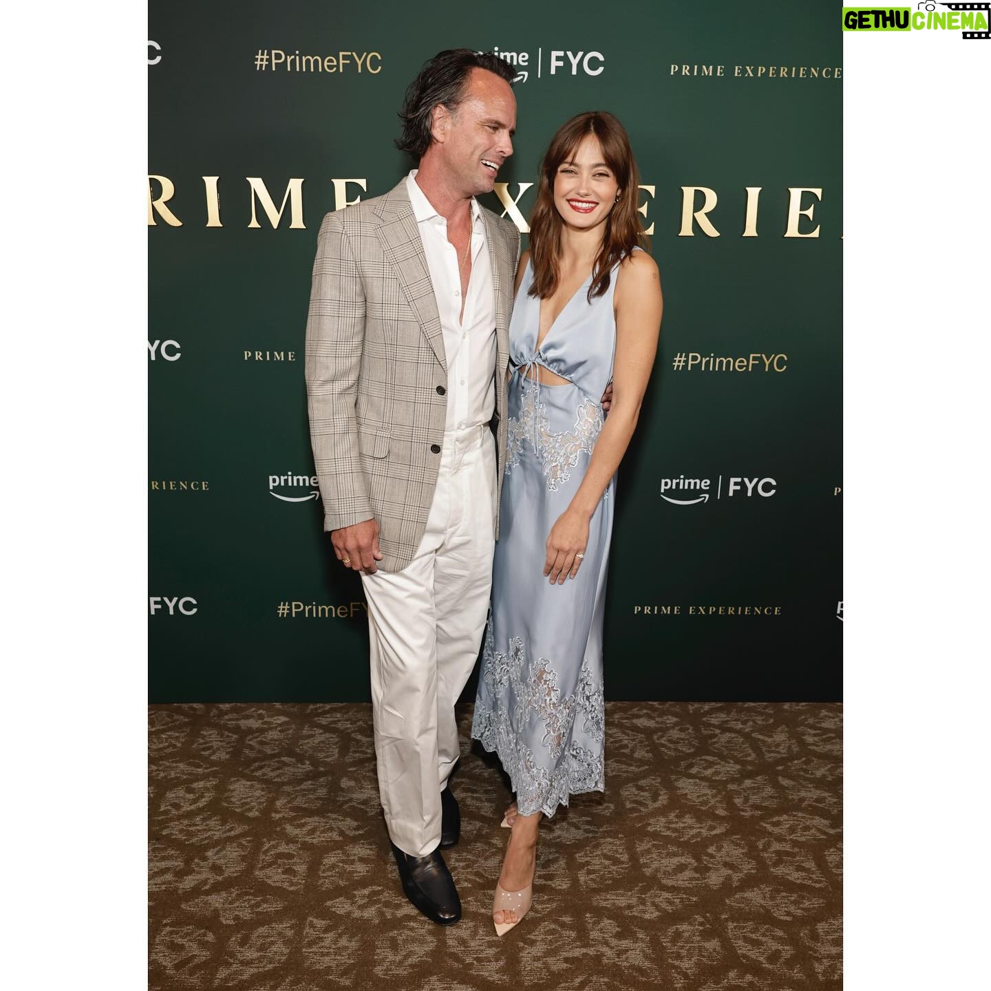 Ella Purnell Instagram – the fam all dressed up and pointing fingers ...